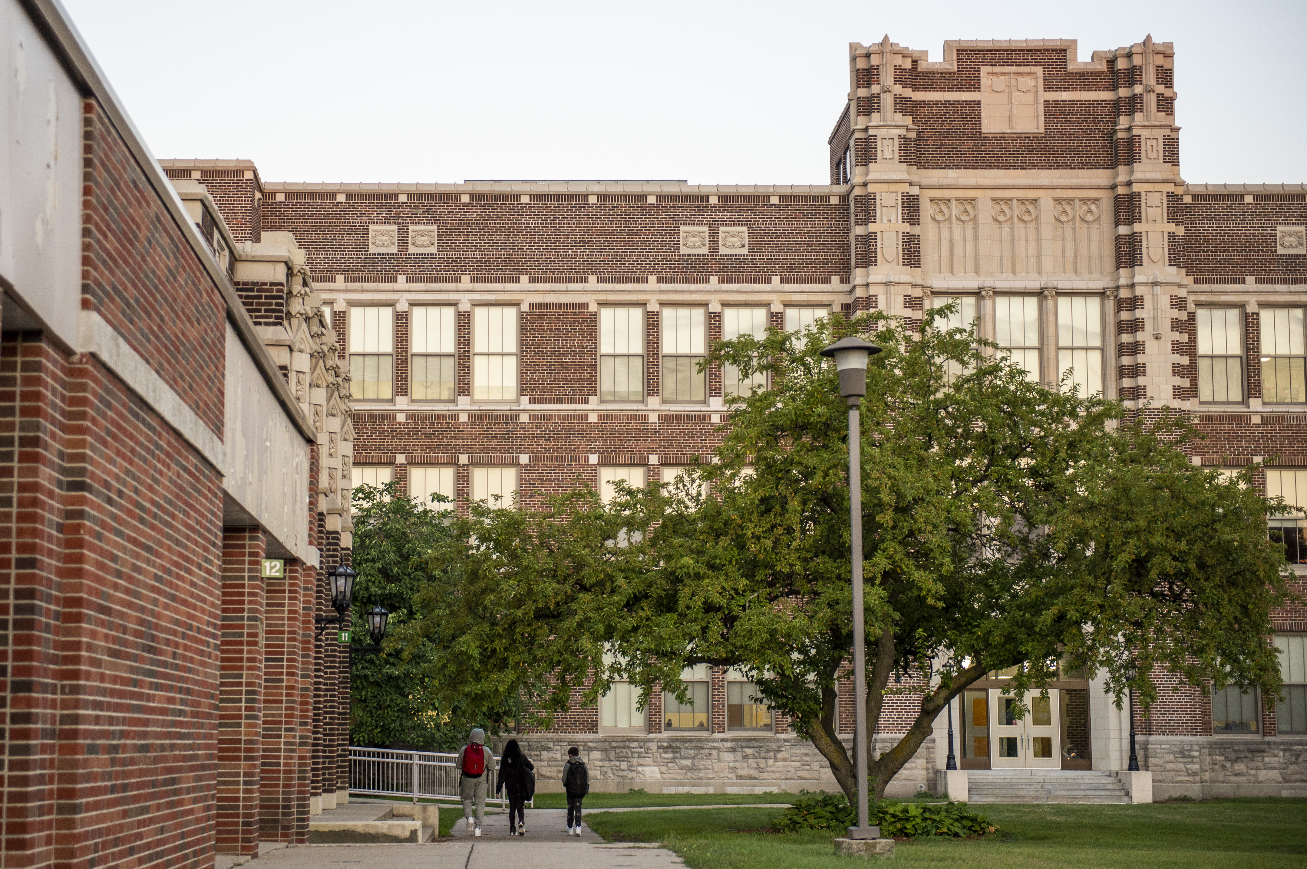 Bay City students begin their new 2022 school year - mlive.com