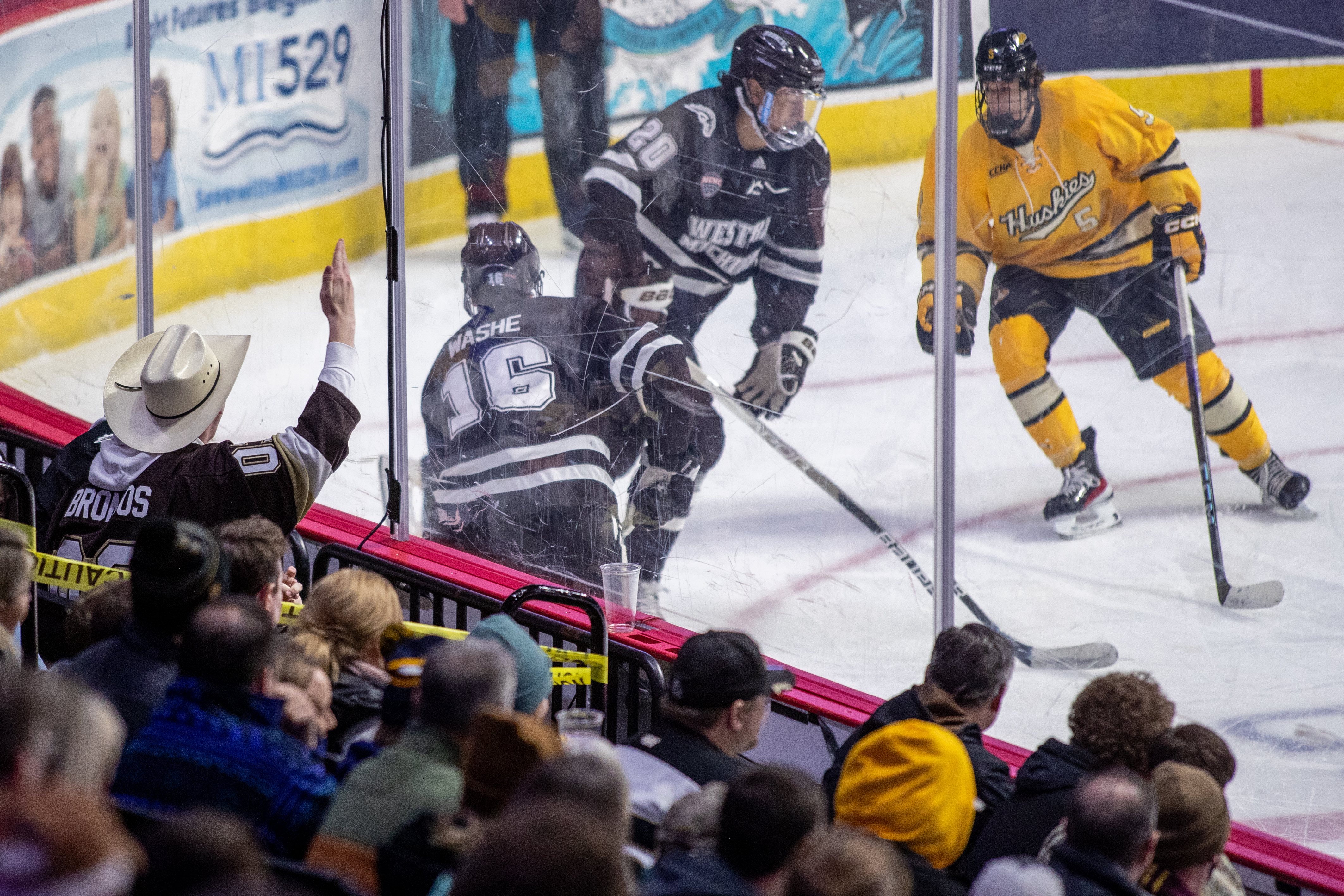 Western Michigan hockey takes on Michigan Tech in GLI - mlive.com
