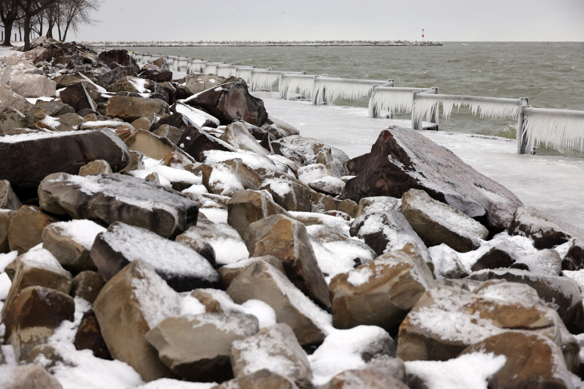 Ice along the Lake Erie shoreline - cleveland.com