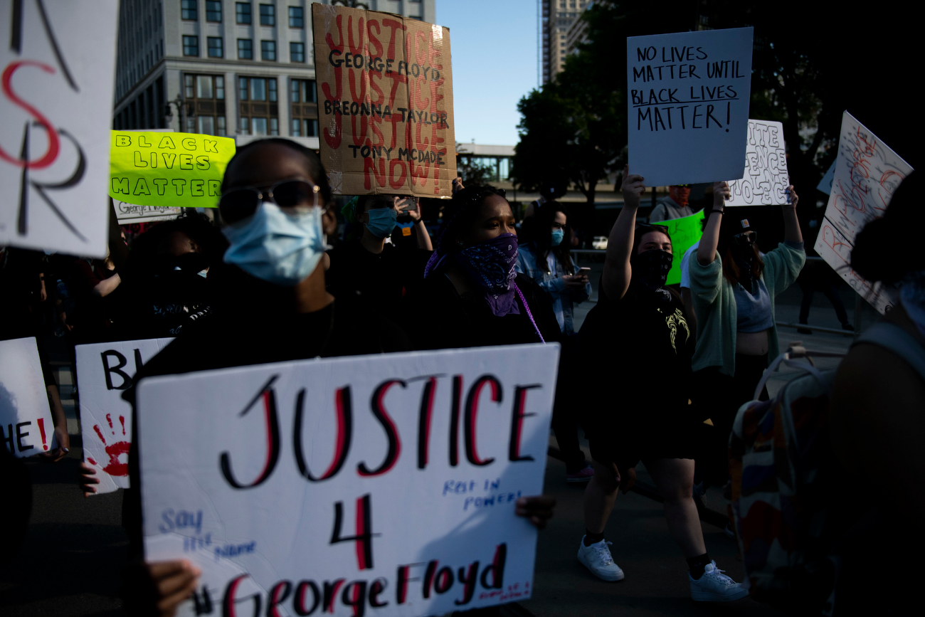 Protesters march through Detroit in third day of protesting police ...
