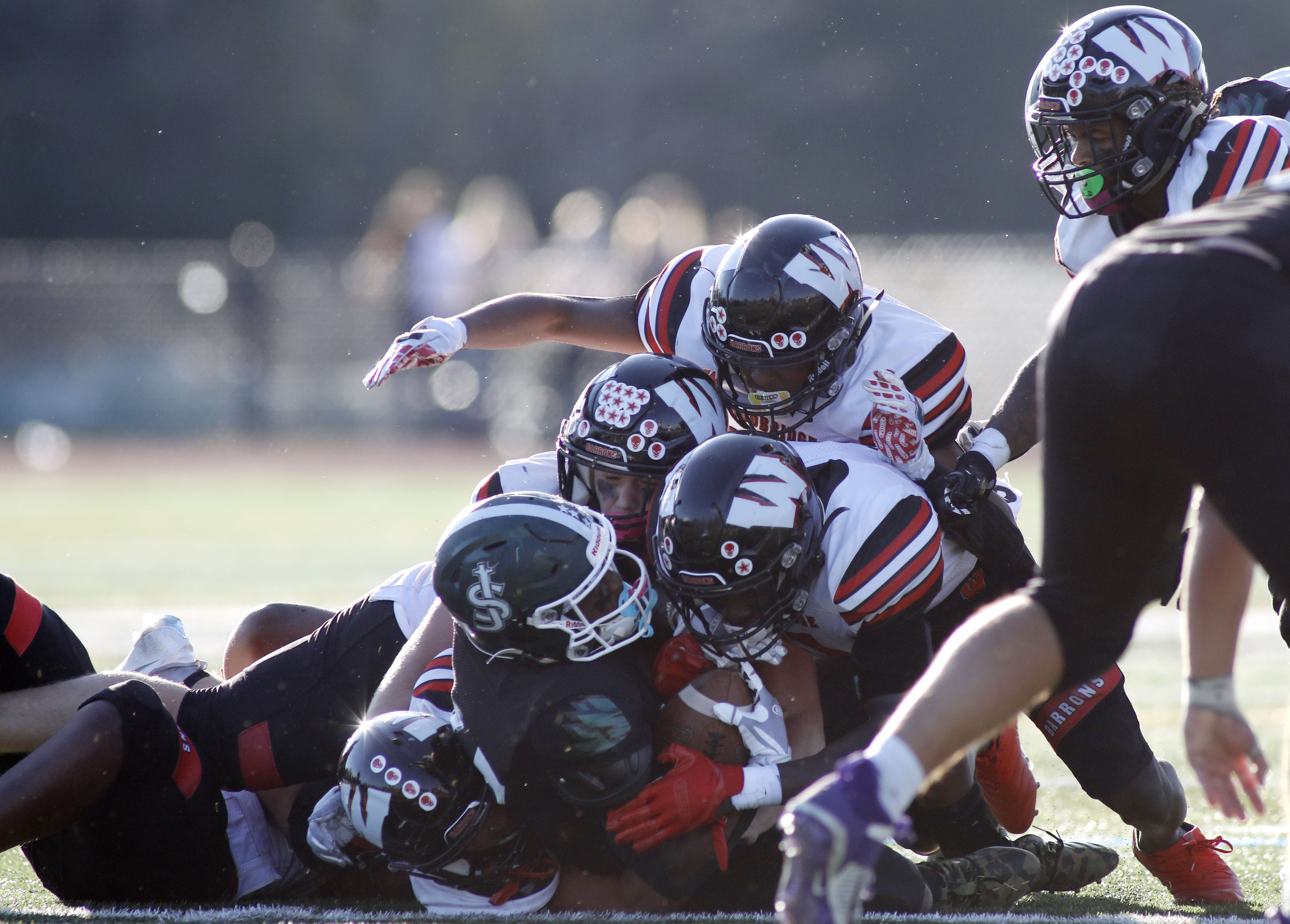 Football: St. Joseph (Met) vs. Woodbridge November 7, 2020 - nj.com