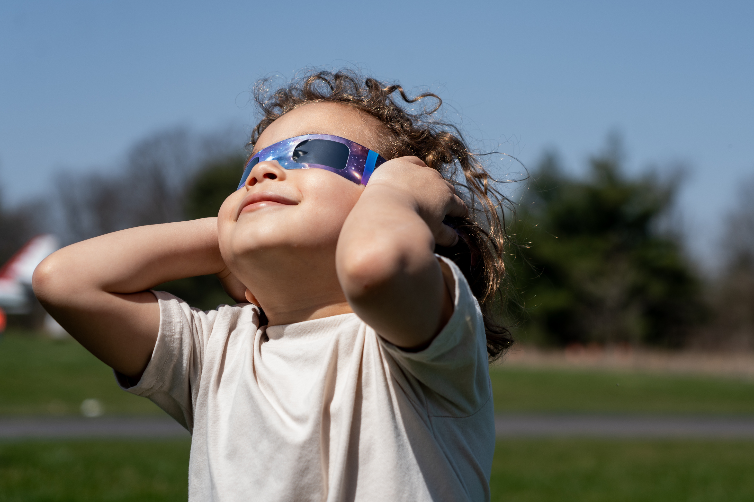 Hundreds watch solar eclipse at Air Zoo - mlive.com