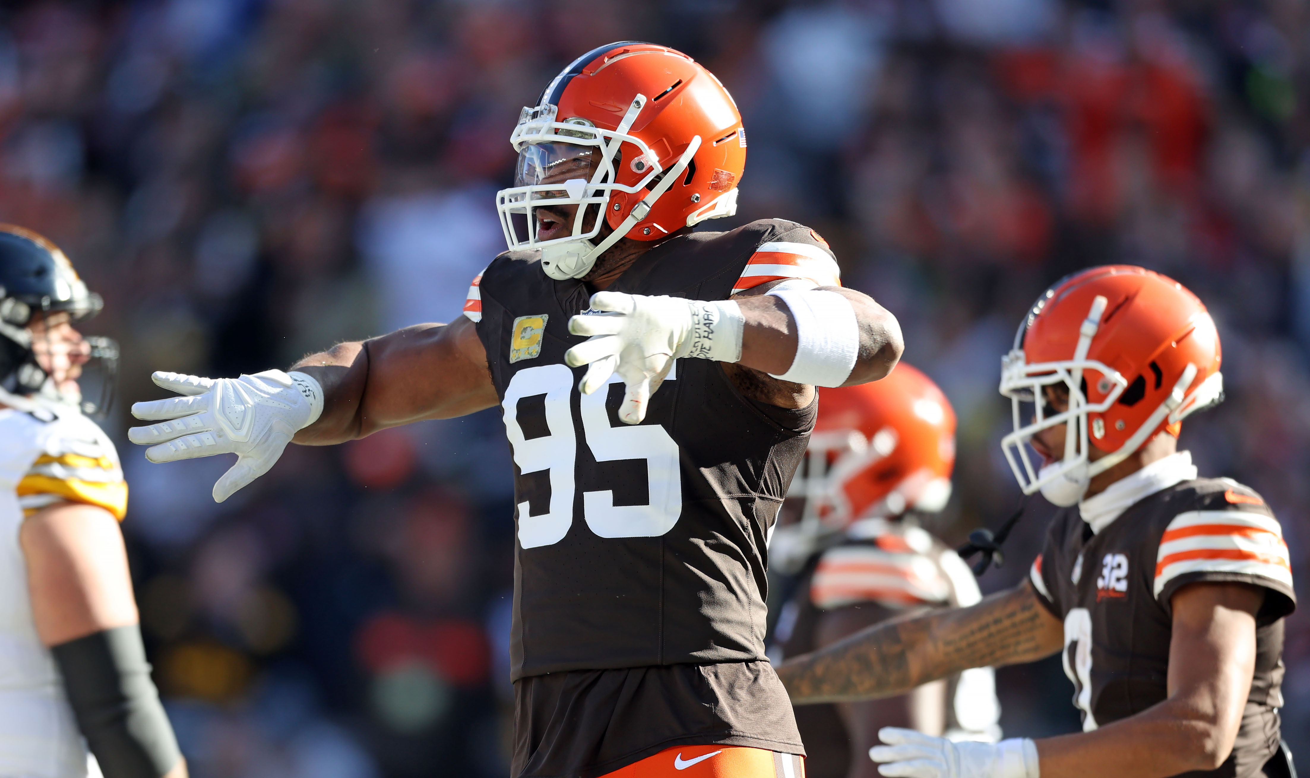 Cleveland Browns defense vs. Pittsburgh Steelers, November 19, 2023 ...