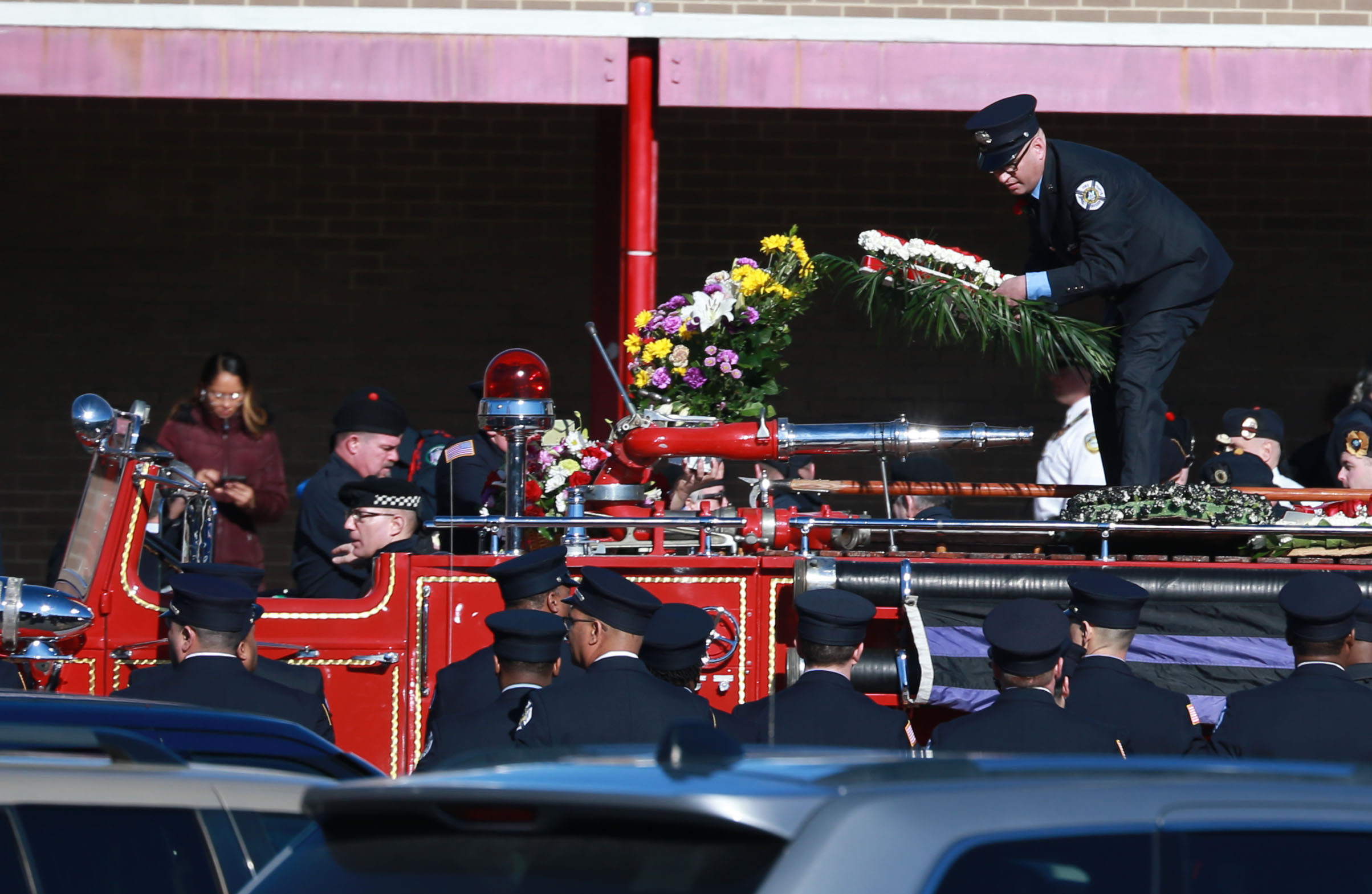 Funeral service for Plainfield firefighter who died fighting a house ...