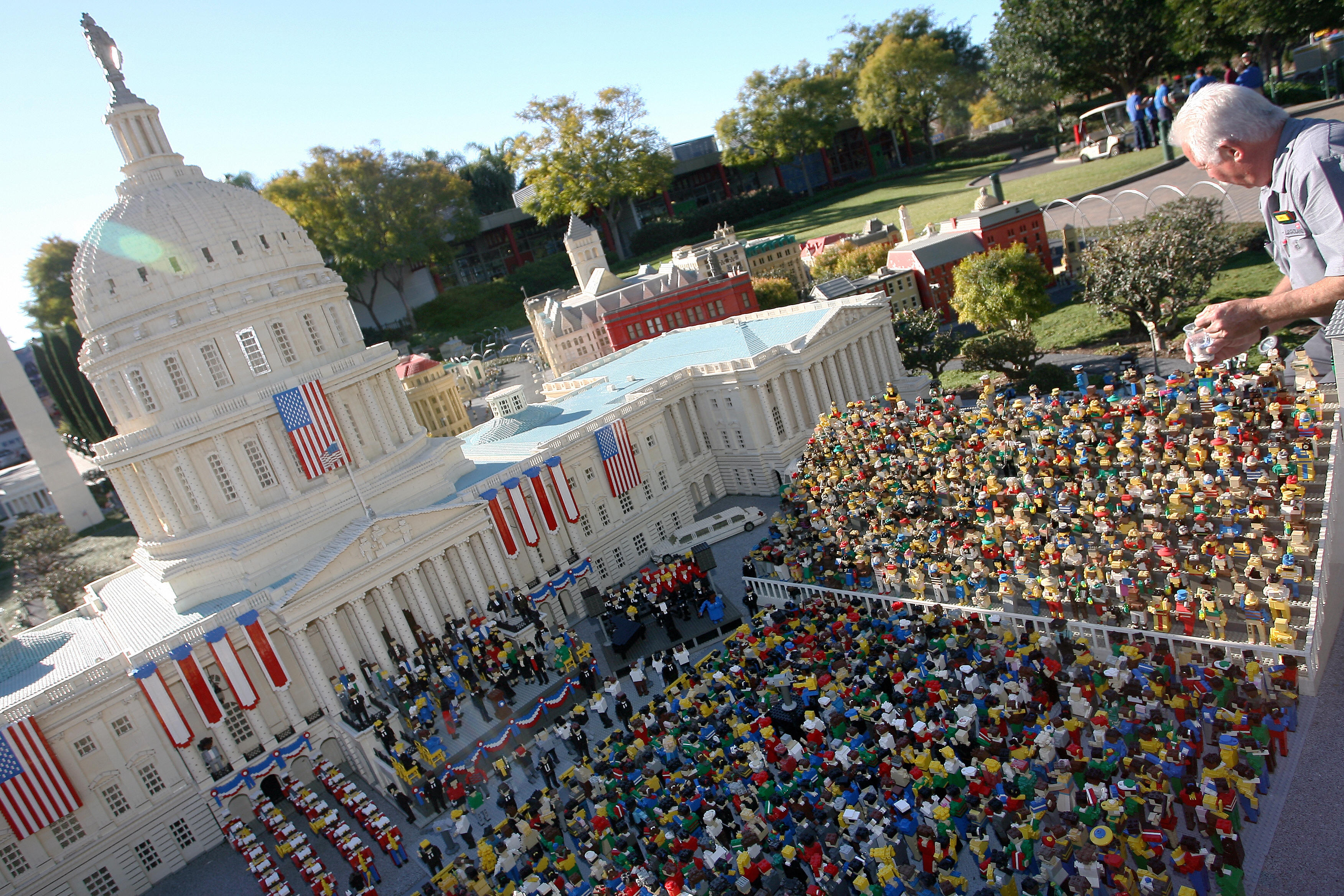 Capitol rioter had replica US Capitol LEGO set, plans to form a militia ...