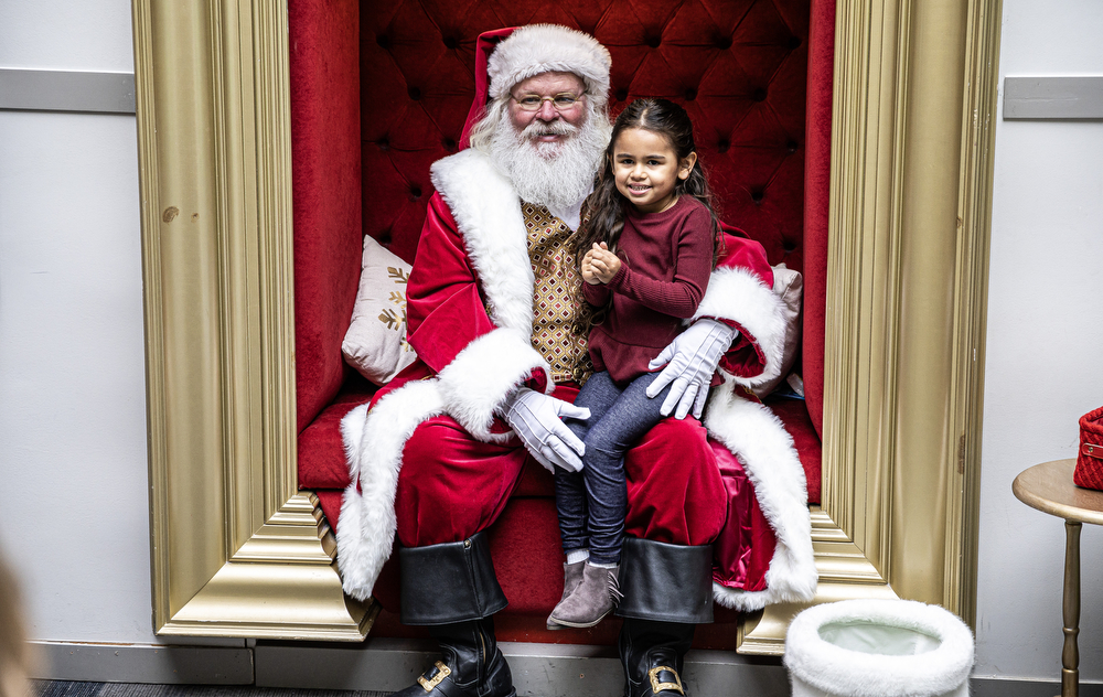 Santa Claus at Capital City Mall - pennlive.com