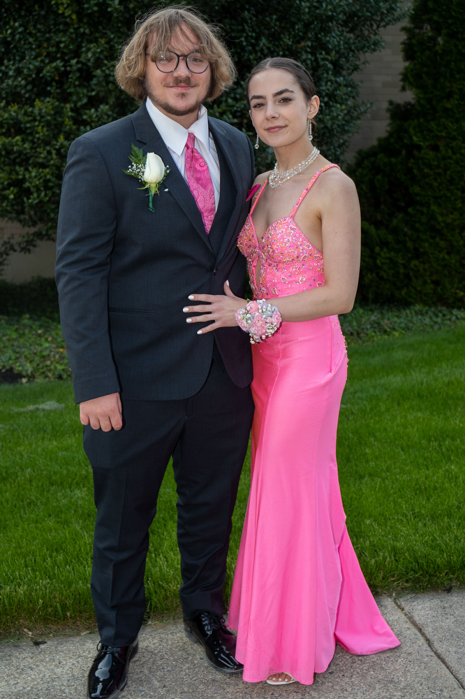 Big Spring's 2022 prom held at Carlisle Barracks - pennlive.com