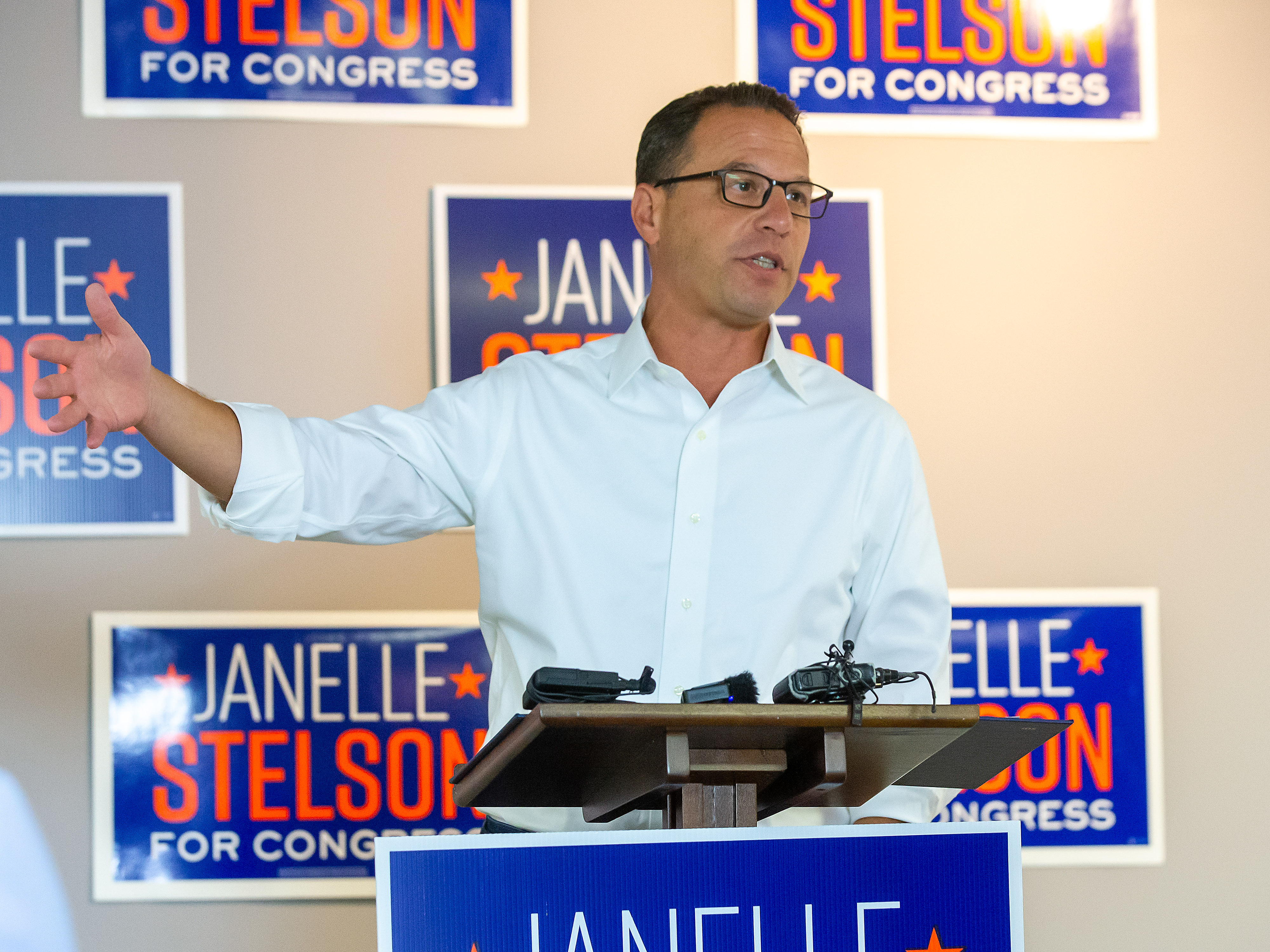 Governor Shapiro speaks at Janelle Stelson campaign event - pennlive.com