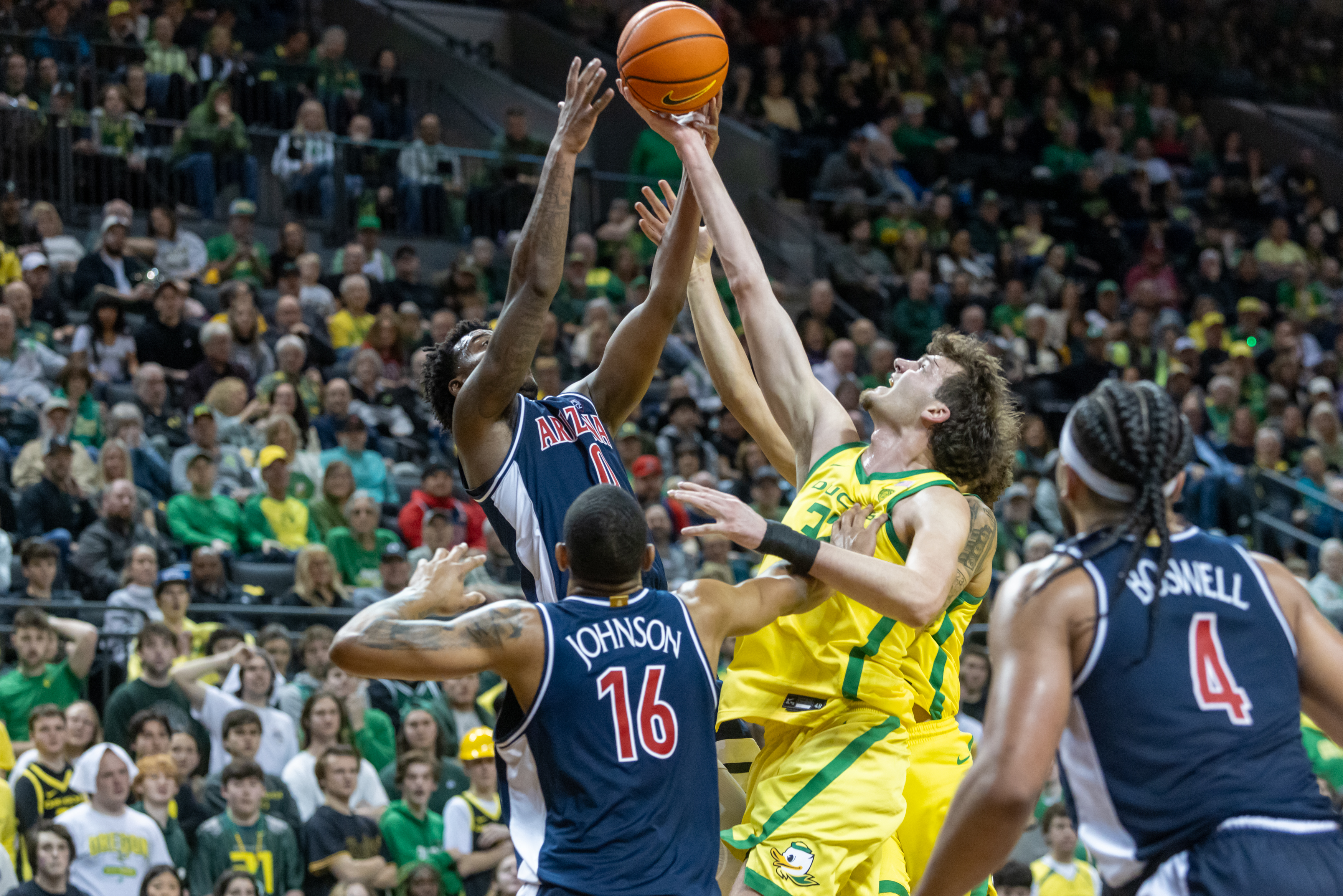 Oregon Ducks vs. Arizona Wildcats men's basketball: Jan. 27, 2024 ...