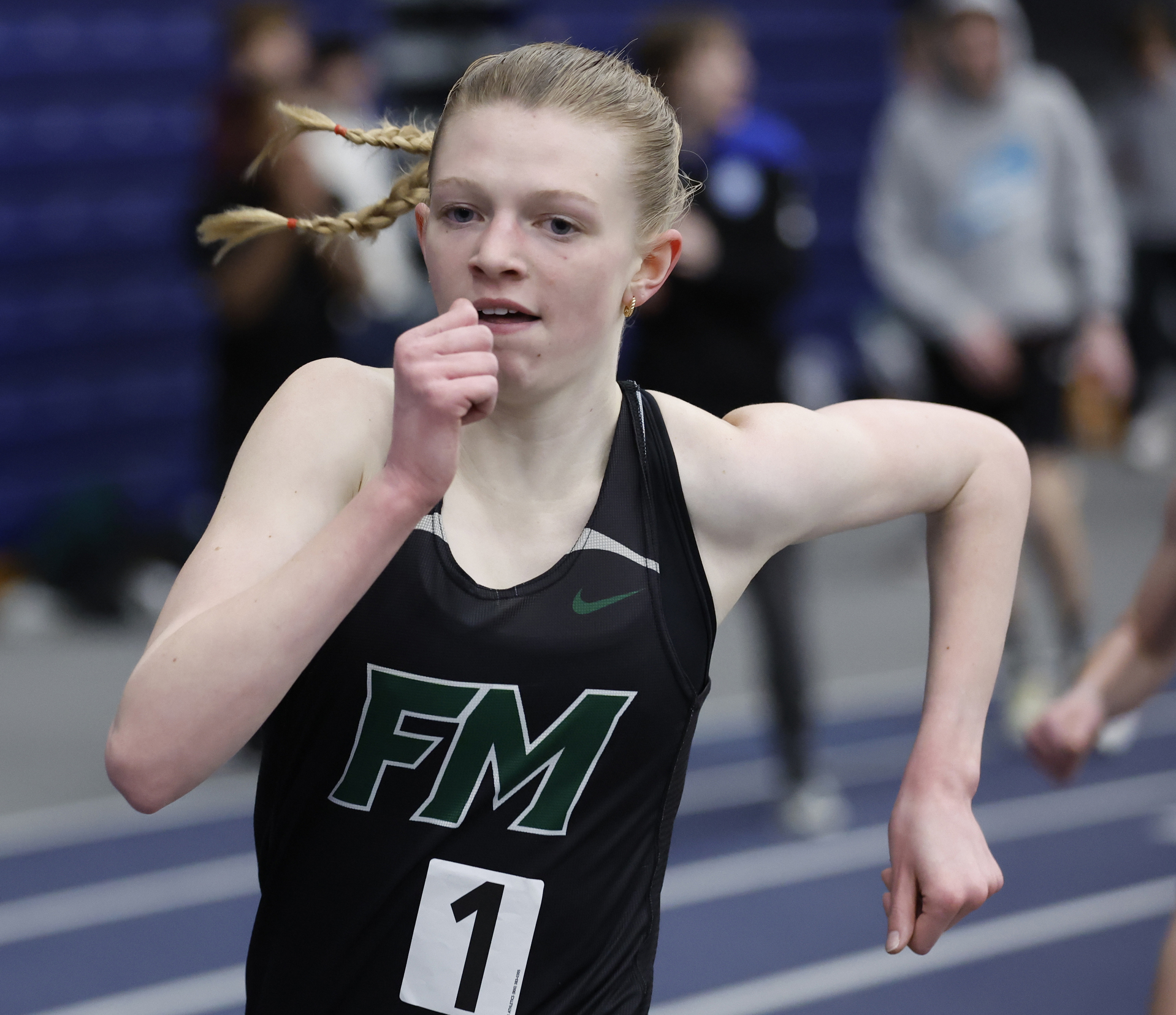Girl's indoor track and field state qualifier - syracuse.com