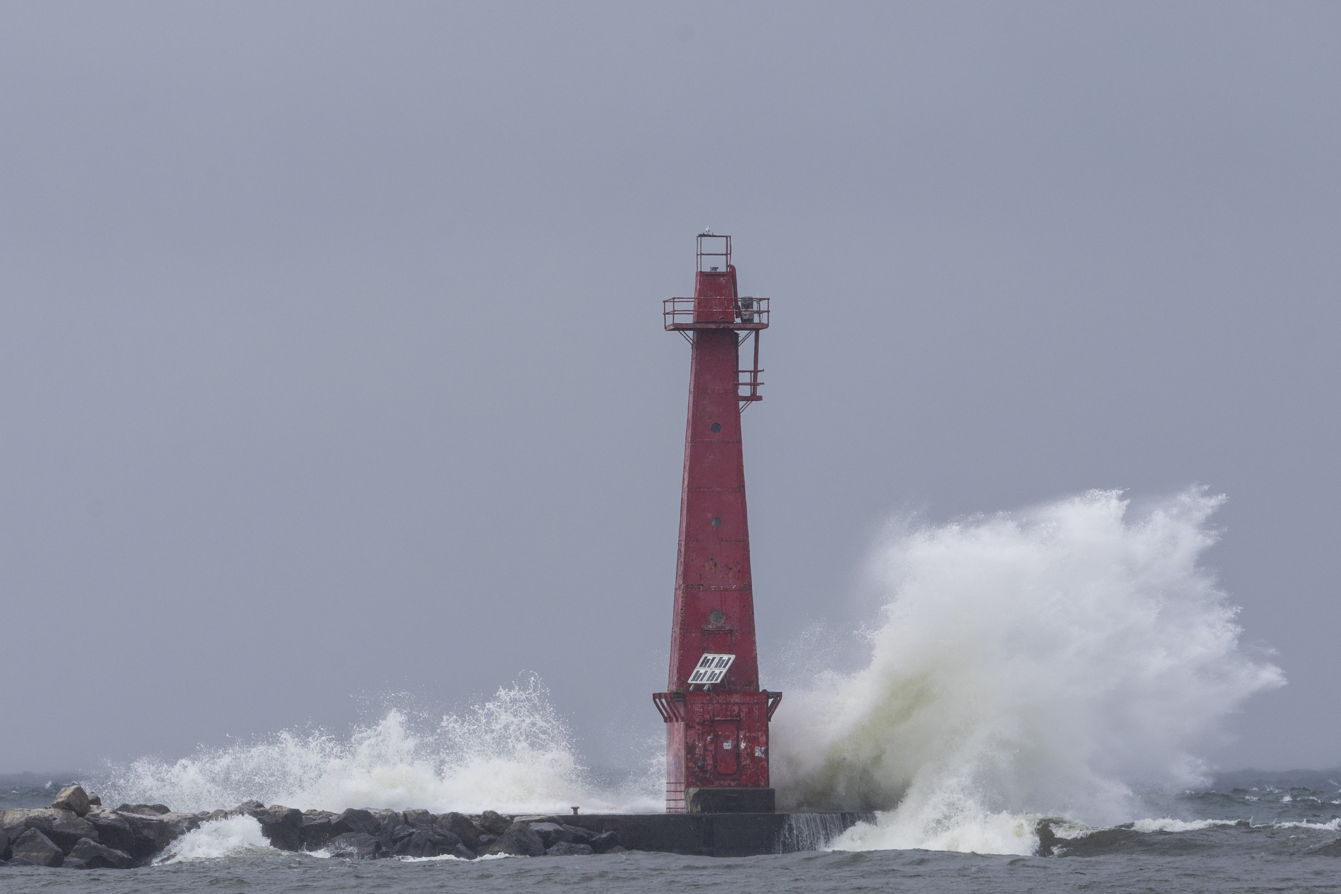 Gales of November whip up large waves on Lake Michigan - mlive.com