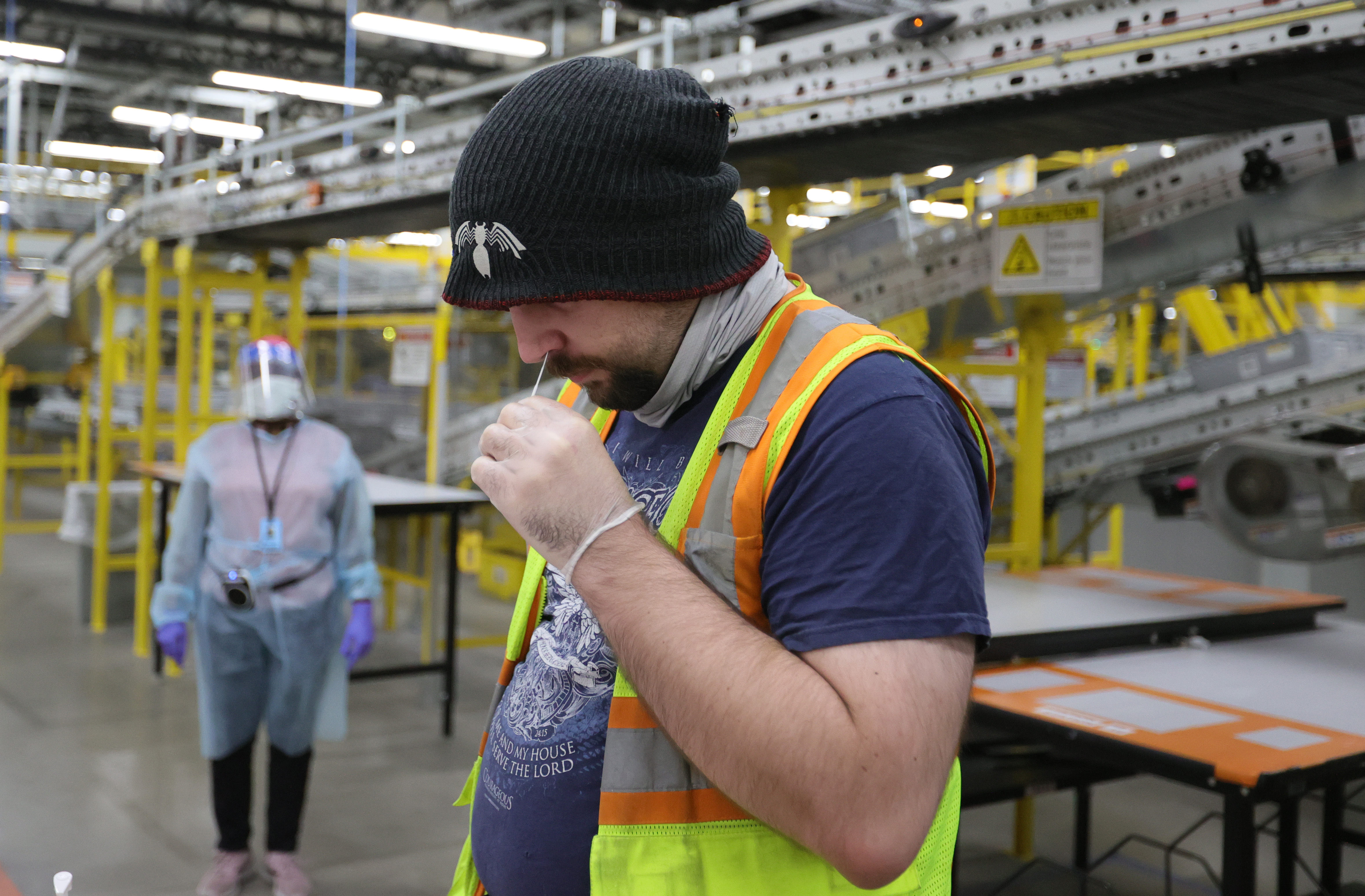 A tour of Amazon's CLE2 delivery station in North Randall as they ...