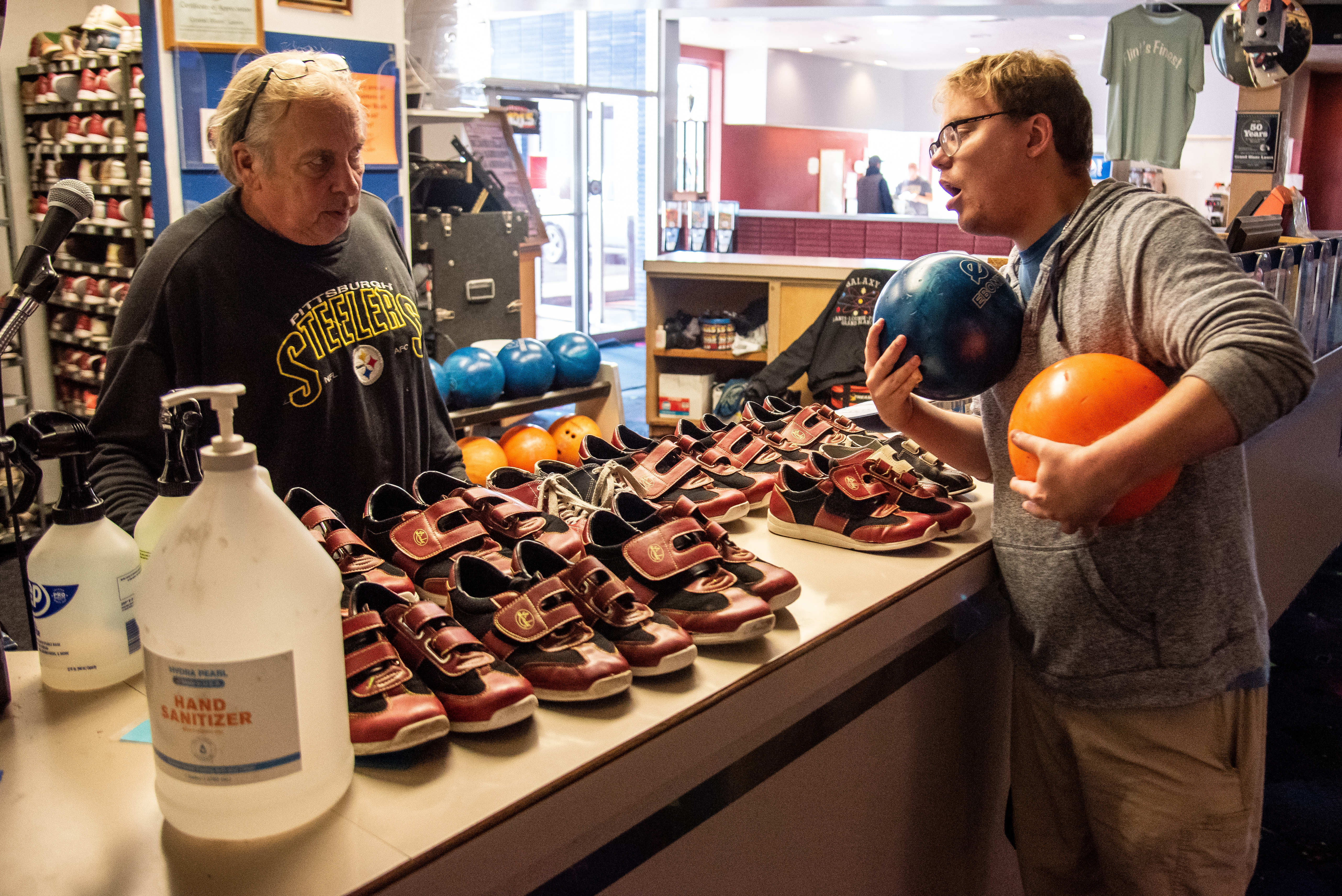 ‘Foot in both worlds’: Grand Blanc resident finds confidence in ...