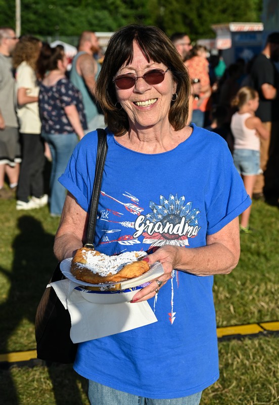 Rotary Club’s Carnival draws crowds to East Longmeadow (photos ...
