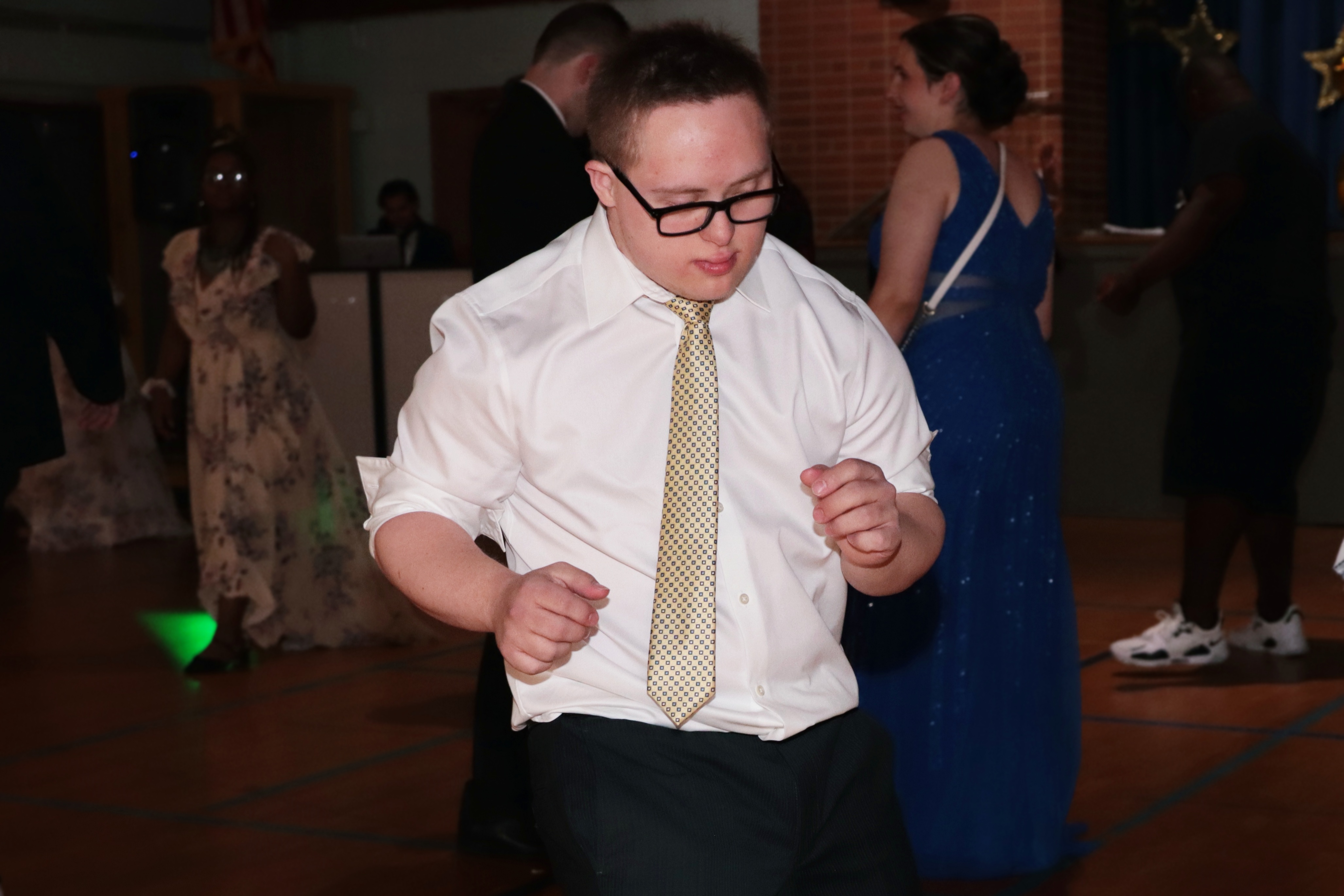 Prom 2022: Hungerford School graduates celebrate at St. Sylvester ...