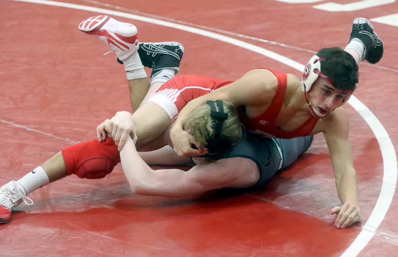 West Deptford vs. Paulsboro wrestling, April 2, 2021 - nj.com