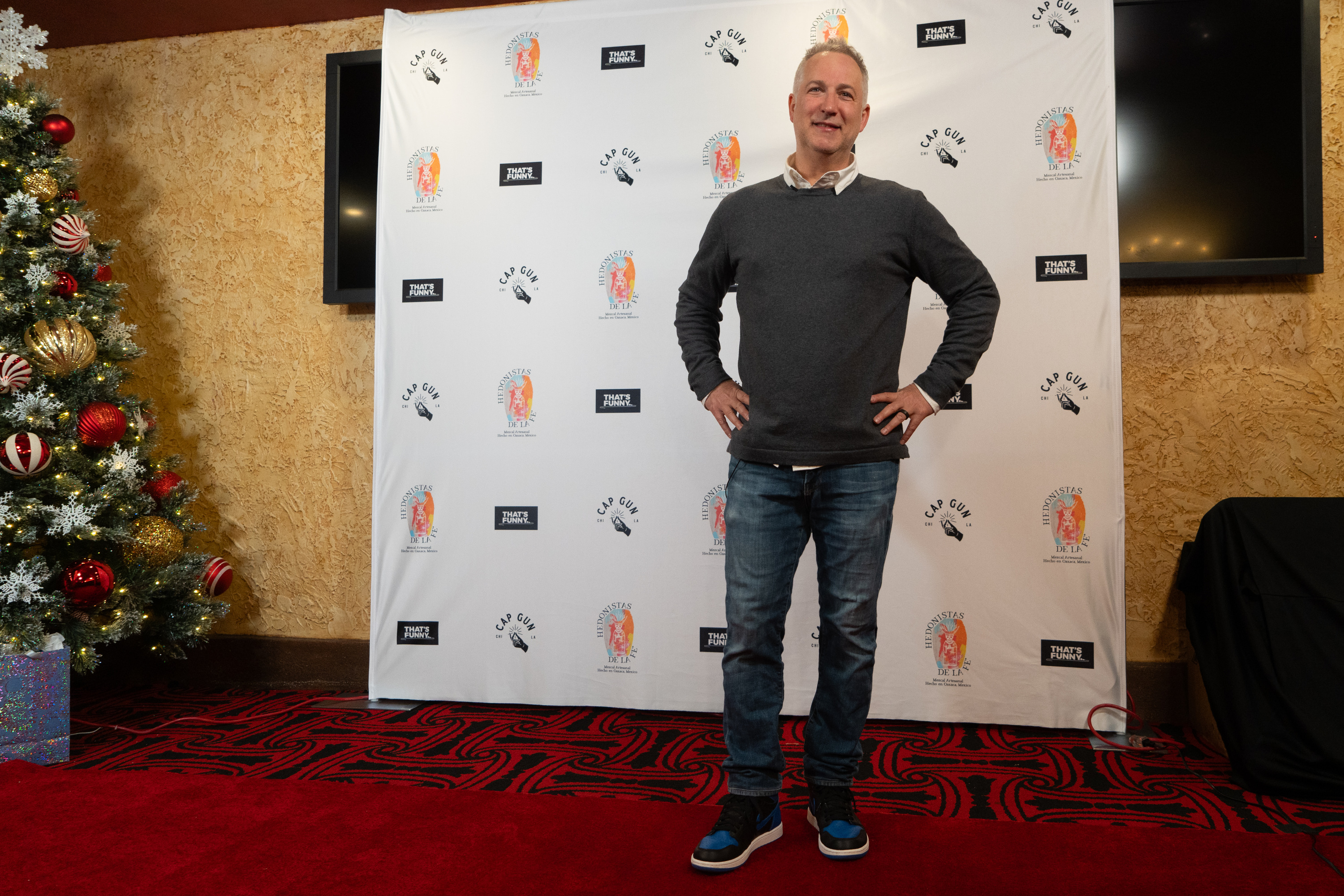 Flint stars walk the red carpet at Capitol Theatre for 'That's Funny ...