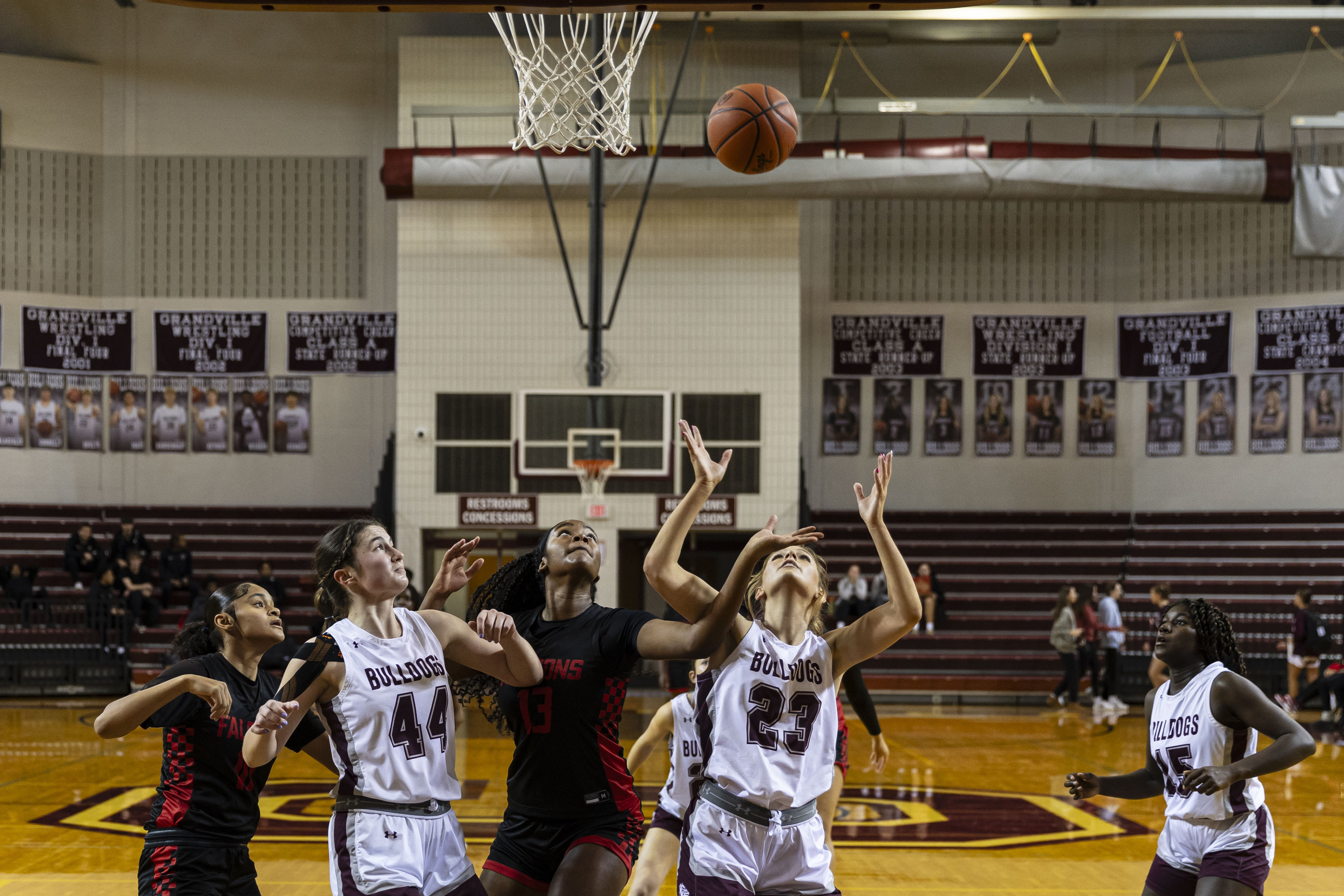 Grandville hosts East Kentwood in high school girls basketball - mlive.com