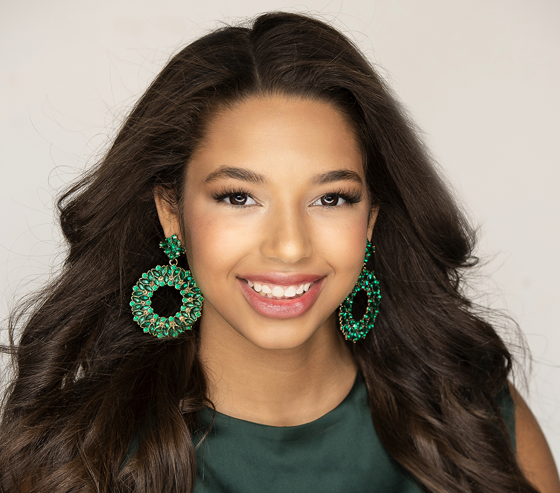 Natalie Robertson's Instagram, Twitter & Facebook on IDCrawl