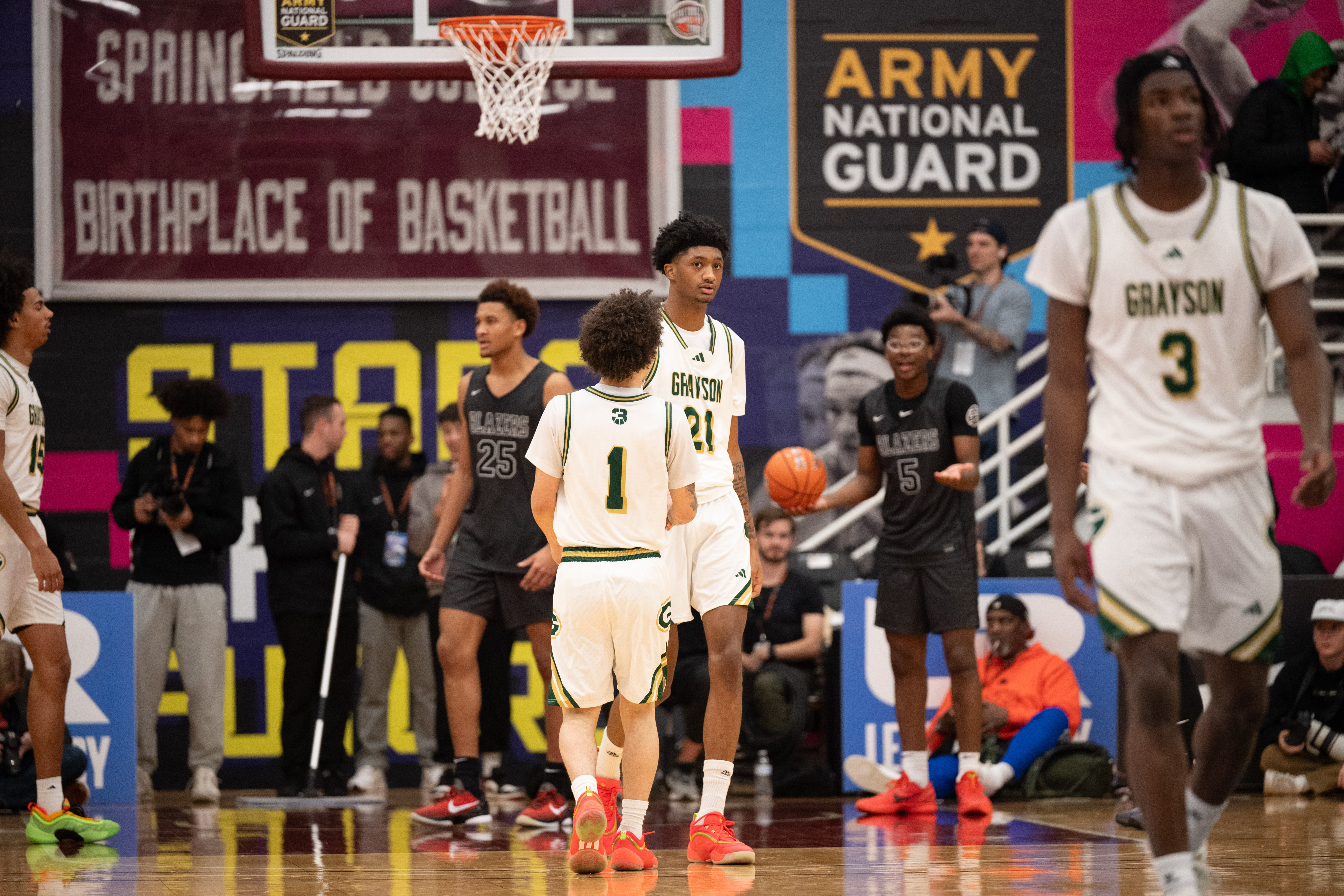 Hoophall Classic - Sierra Canyon vs Grayson - masslive.com
