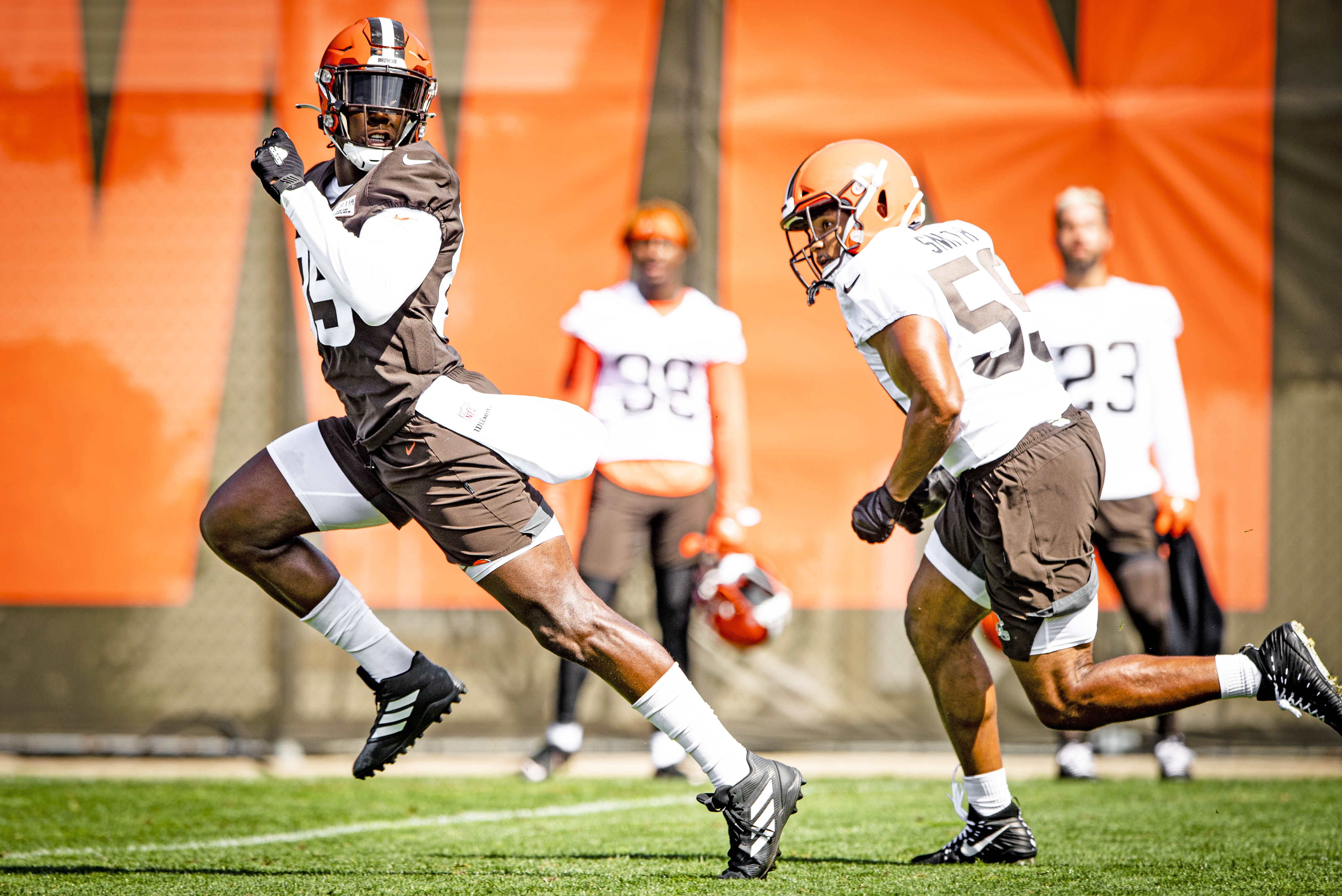 Cleveland Browns linebacker Tae Davis - cleveland.com