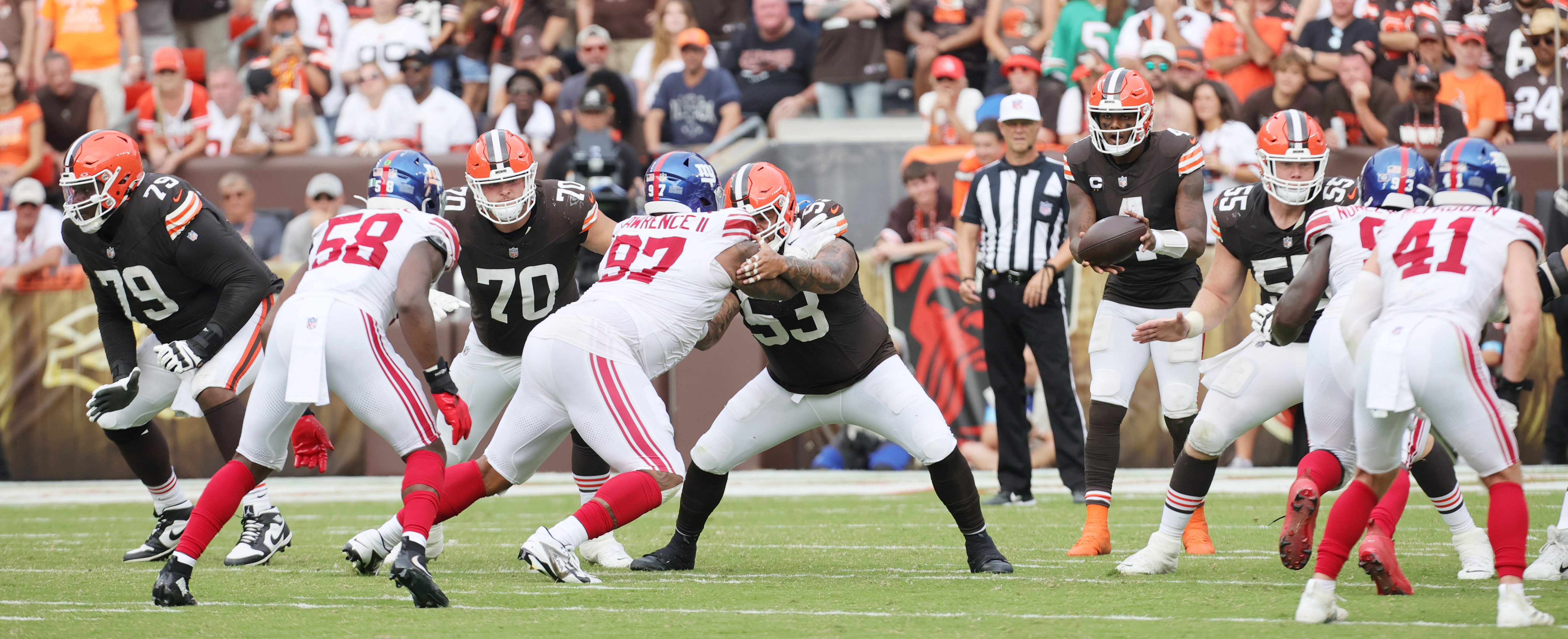 Cleveland Browns depleted offensive line vs. New York Giants, September ...