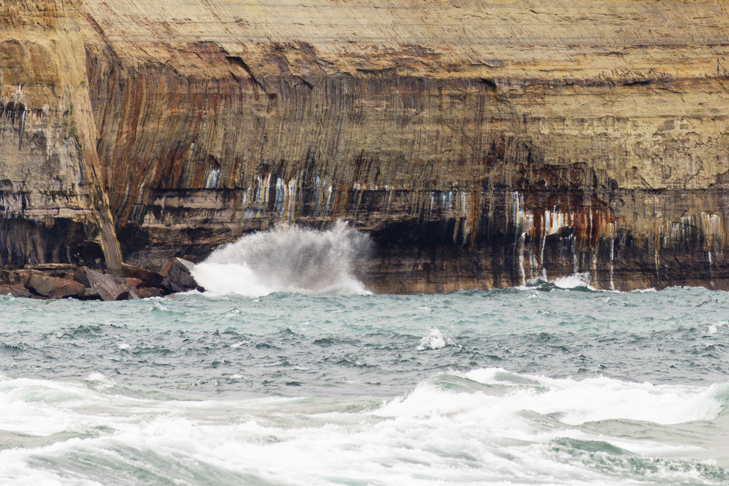 Lake Superior waves at Pictured Rocks National Lakeshore - mlive.com