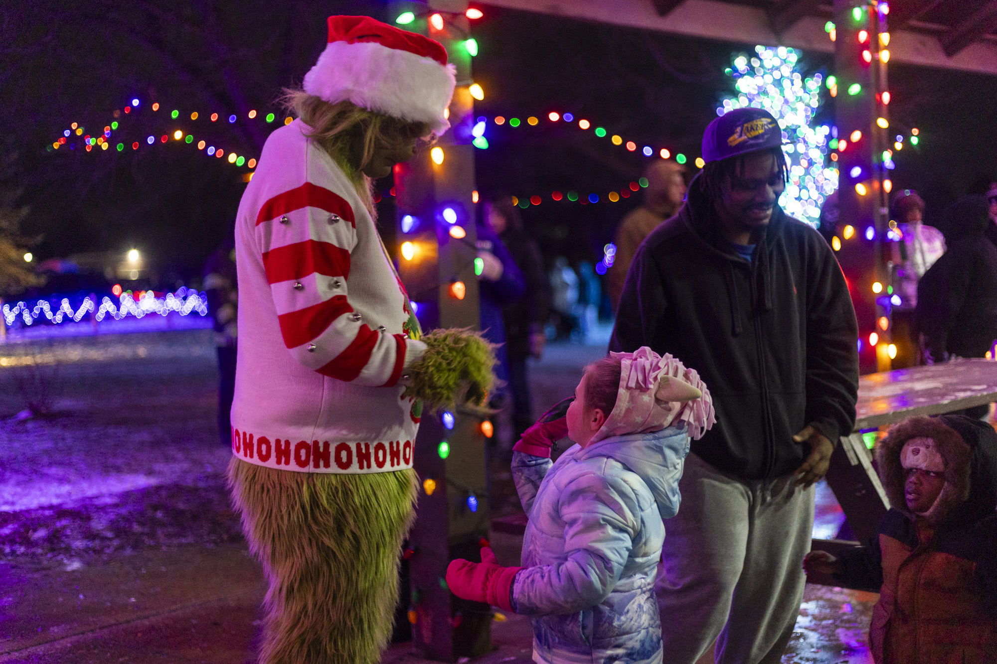 Sixth Annual Tree Lighting - mlive.com