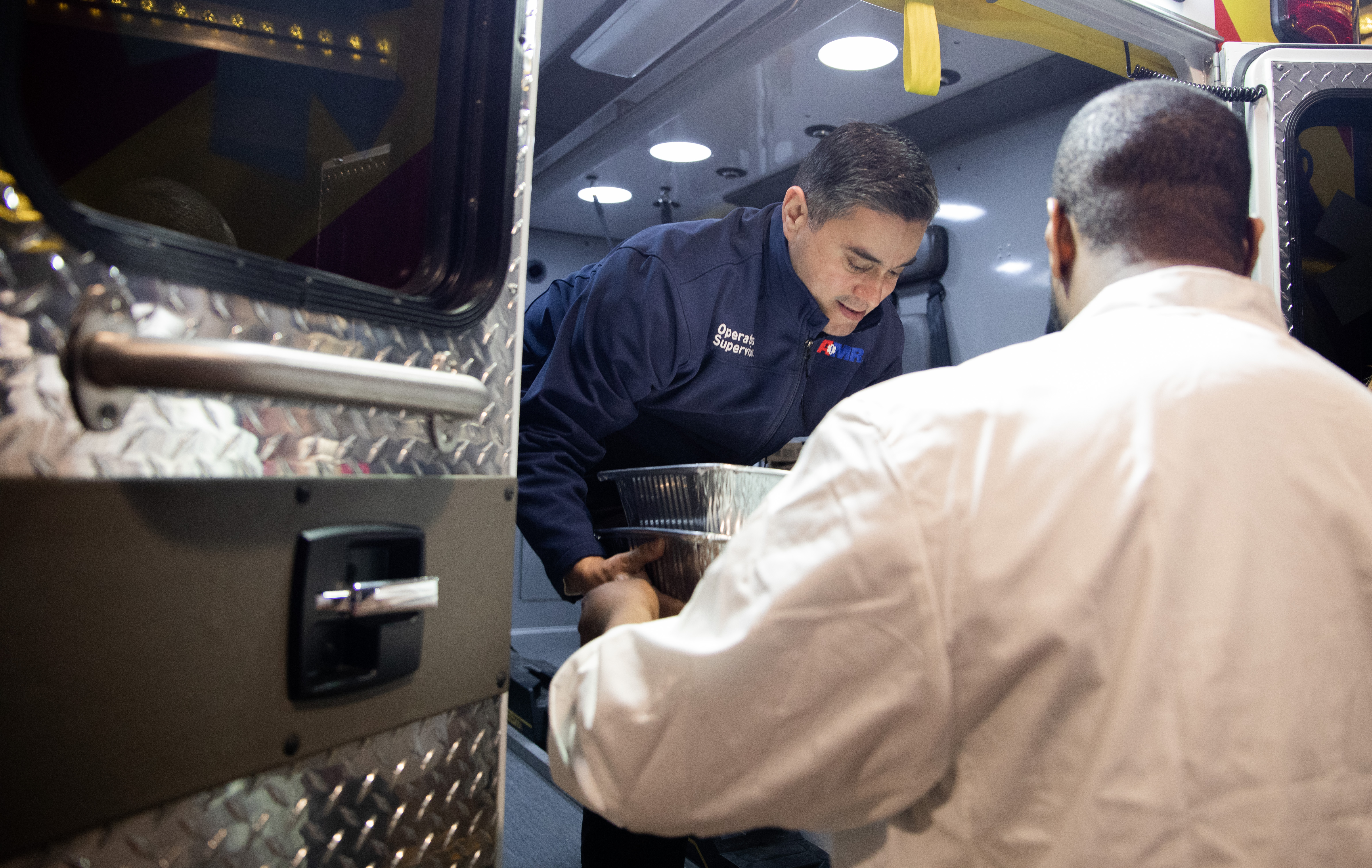 Local businesses provide dinner to Baystate Medical Center employees ...