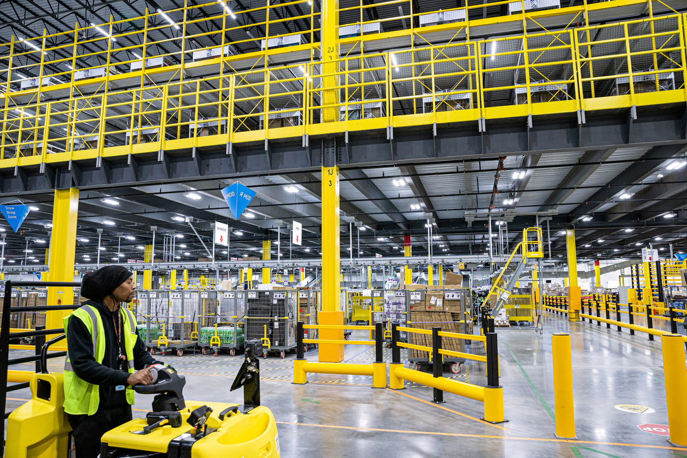New Amazon fulfillment center has opened in York County - pennlive.com