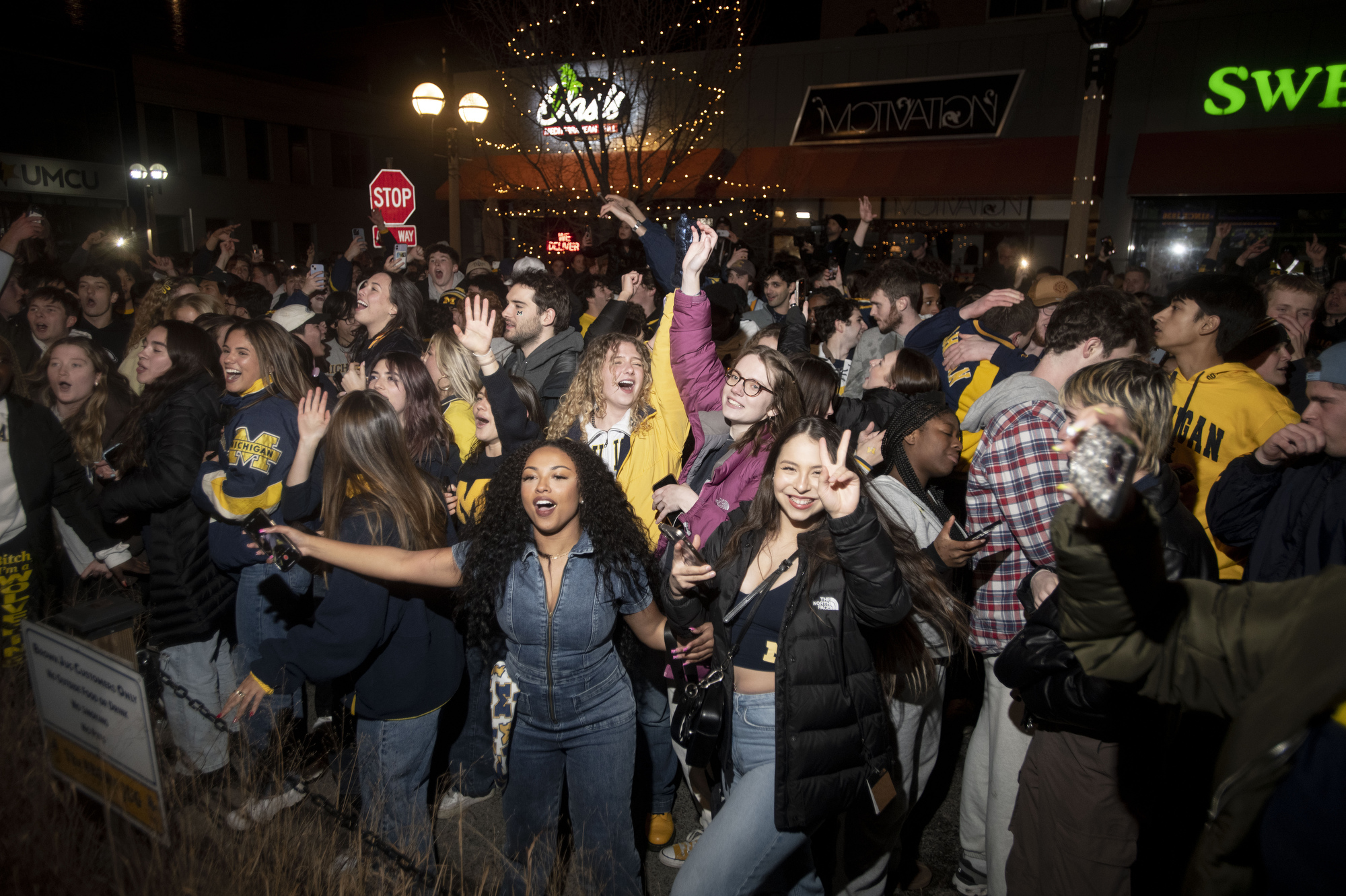 Fans celebrate in Ann Arbor after Michigan football wins national ...