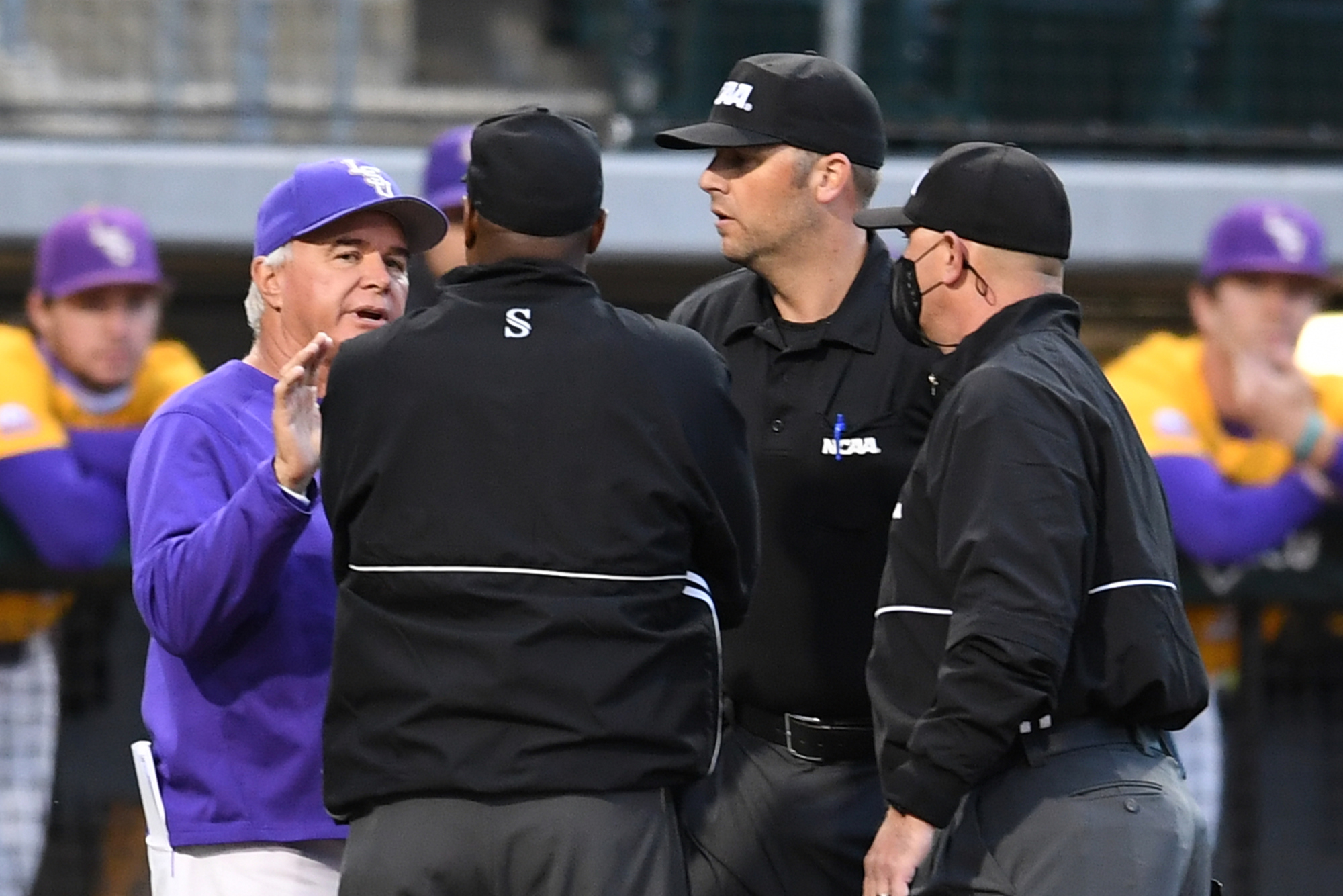 Oregon Ducks vs. LSU Tigers in Eugene Regional - oregonlive.com