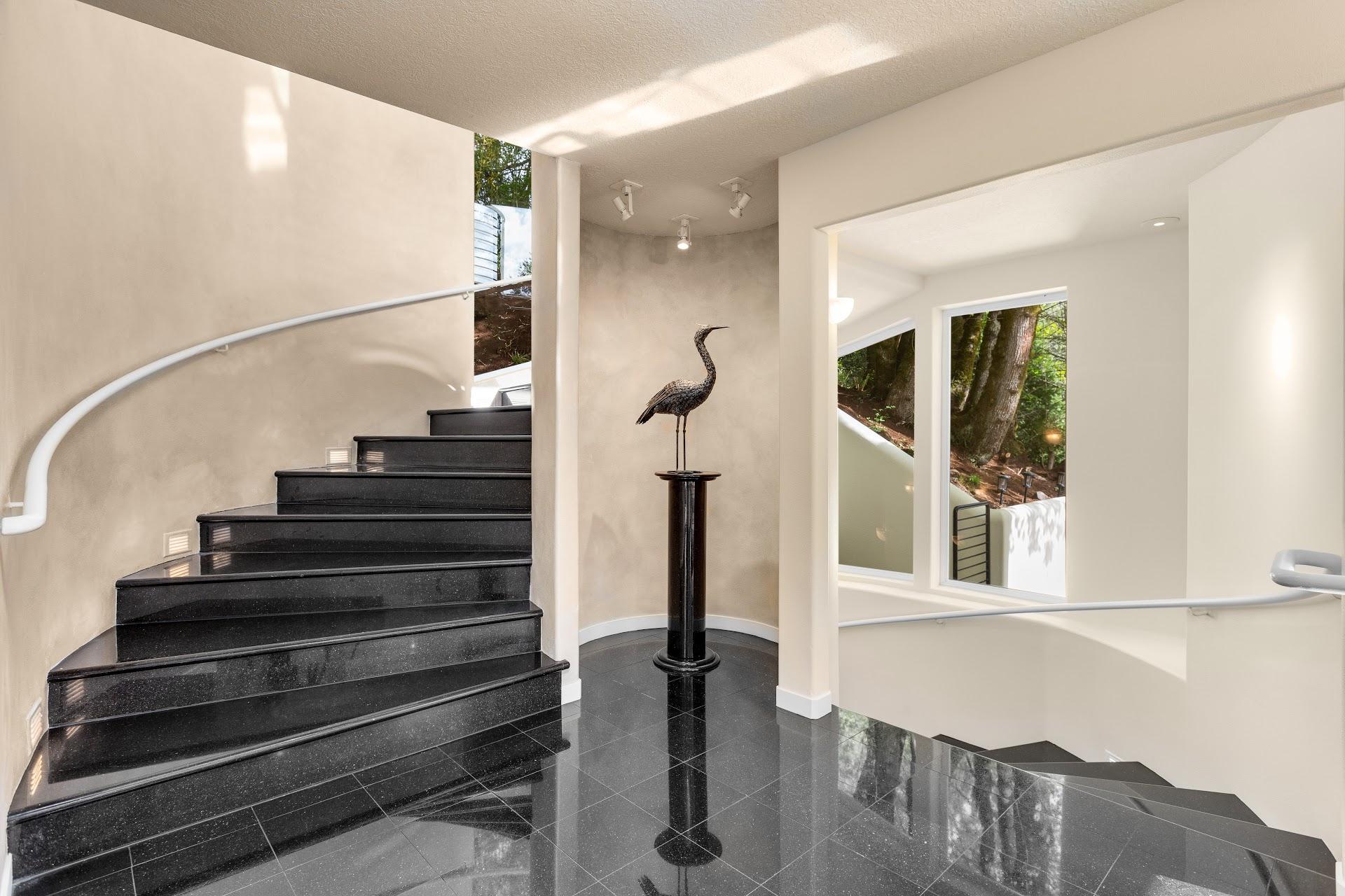 'Rock star' style contemporary house in Portland - oregonlive.com