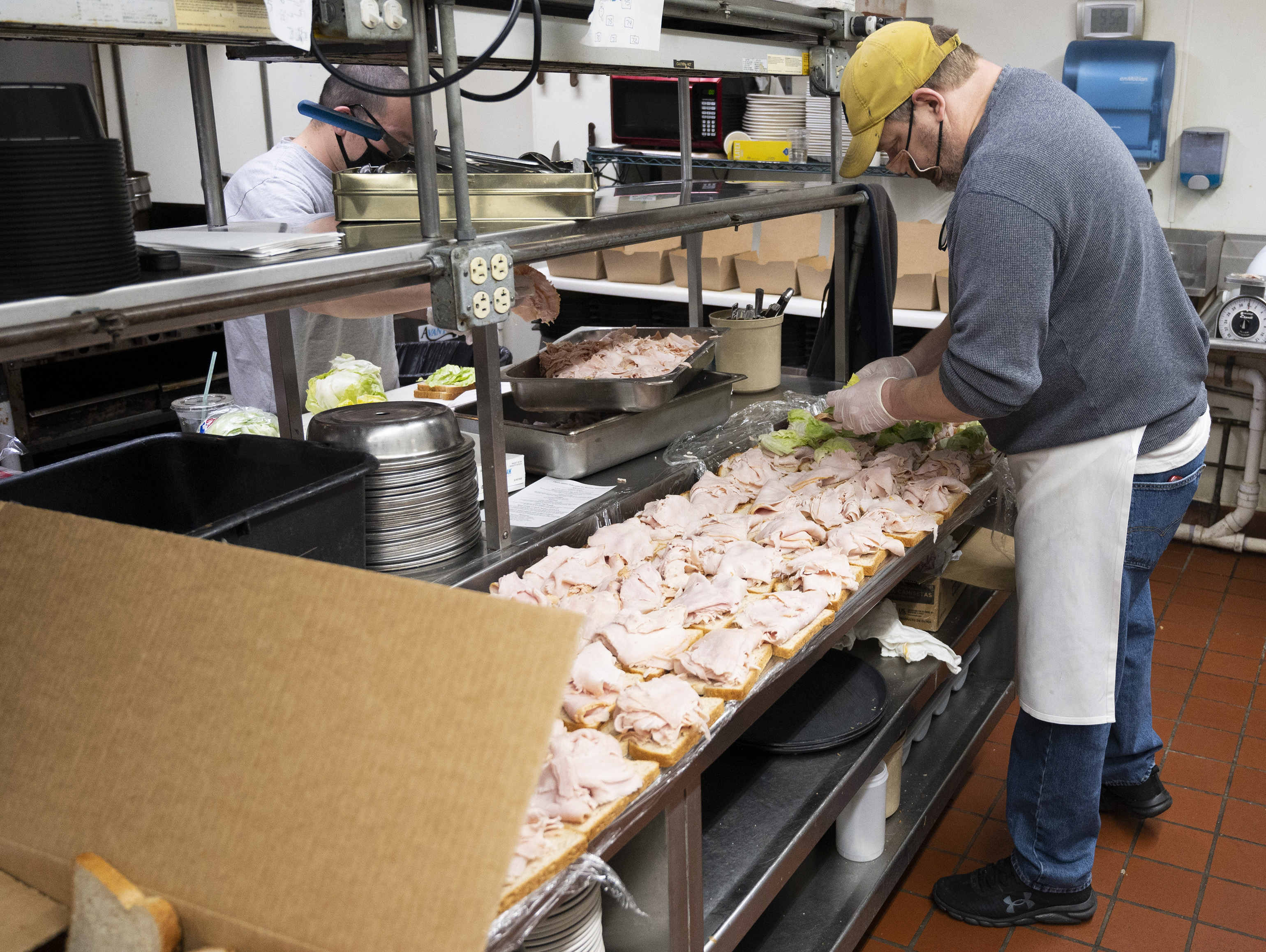 Lunches delivered to frontline health workers at Henry Ford Allegiance ...