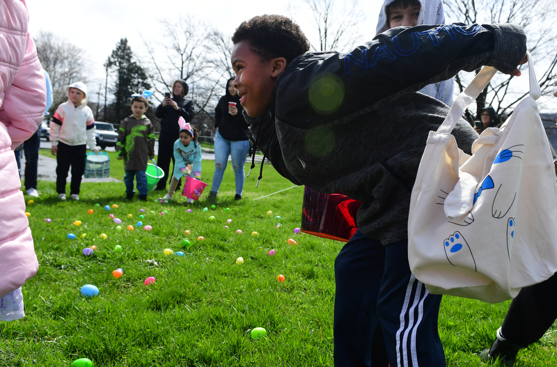 Easter egg hunt at Greater Valley YMCA-Bethlehem - lehighvalleylive.com