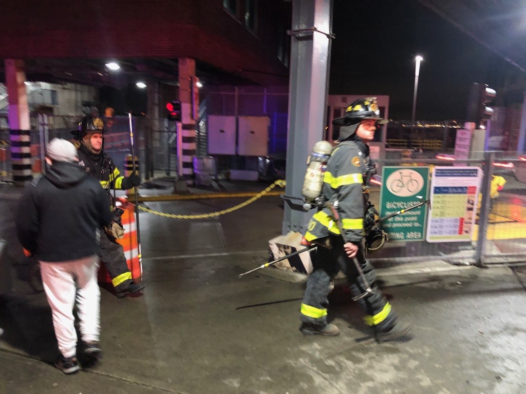 Fire forces passengers to evacuate from Staten Island Ferry during ...