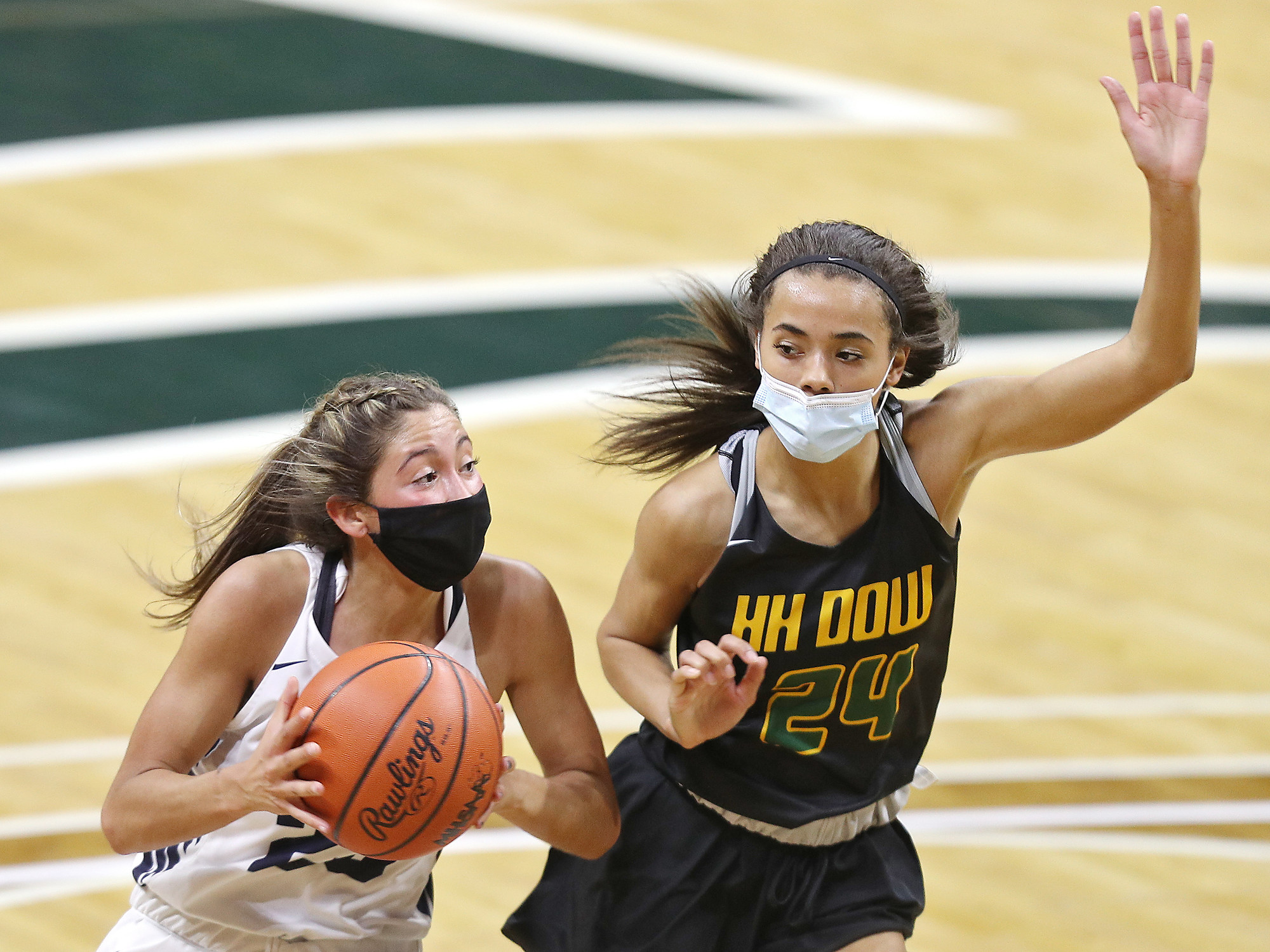 Alaina Diaz, Hudsonville basketball and track - mlive.com