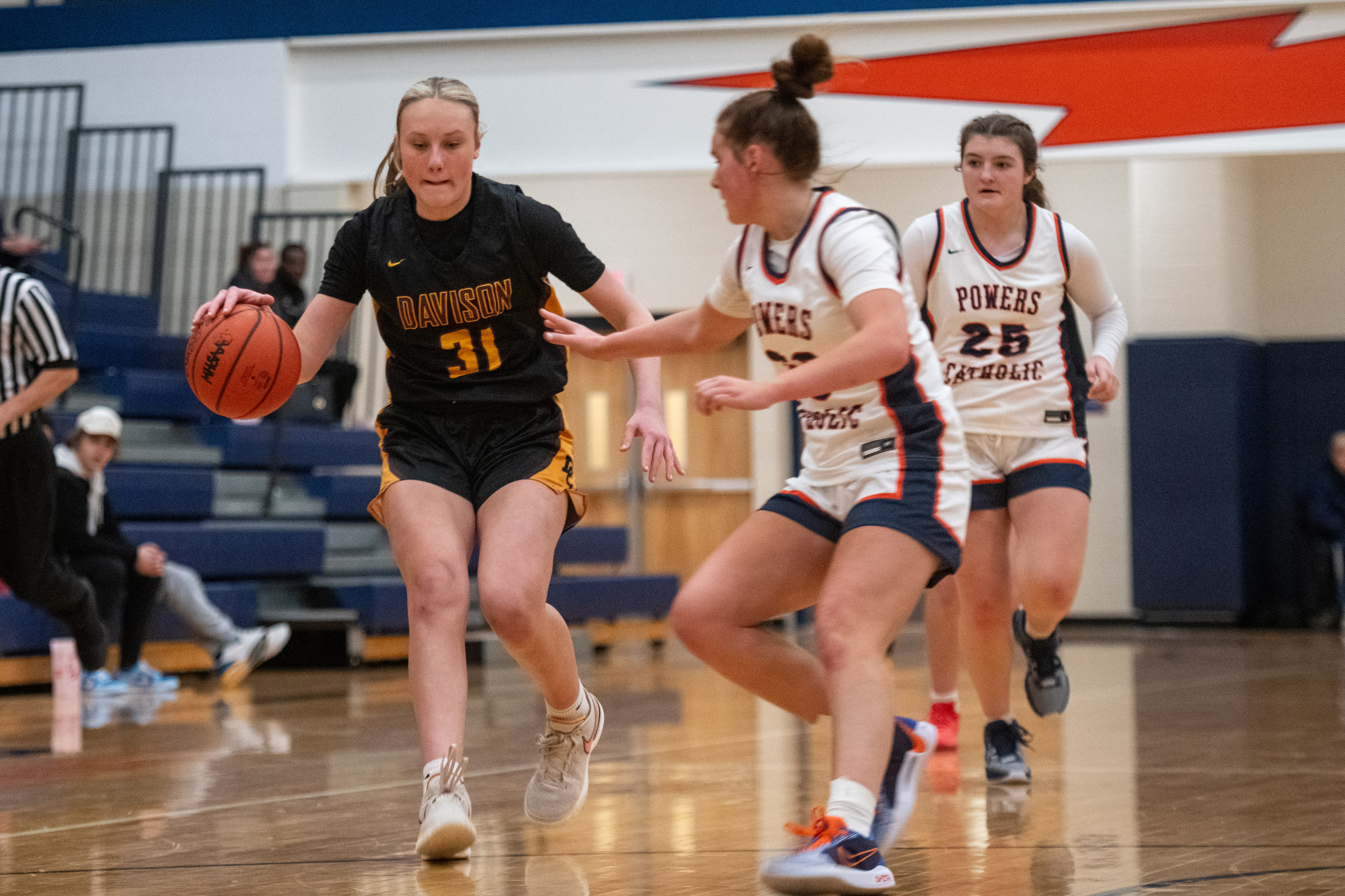 Flint Powers dominates Davison in girls basketball matchup - mlive.com