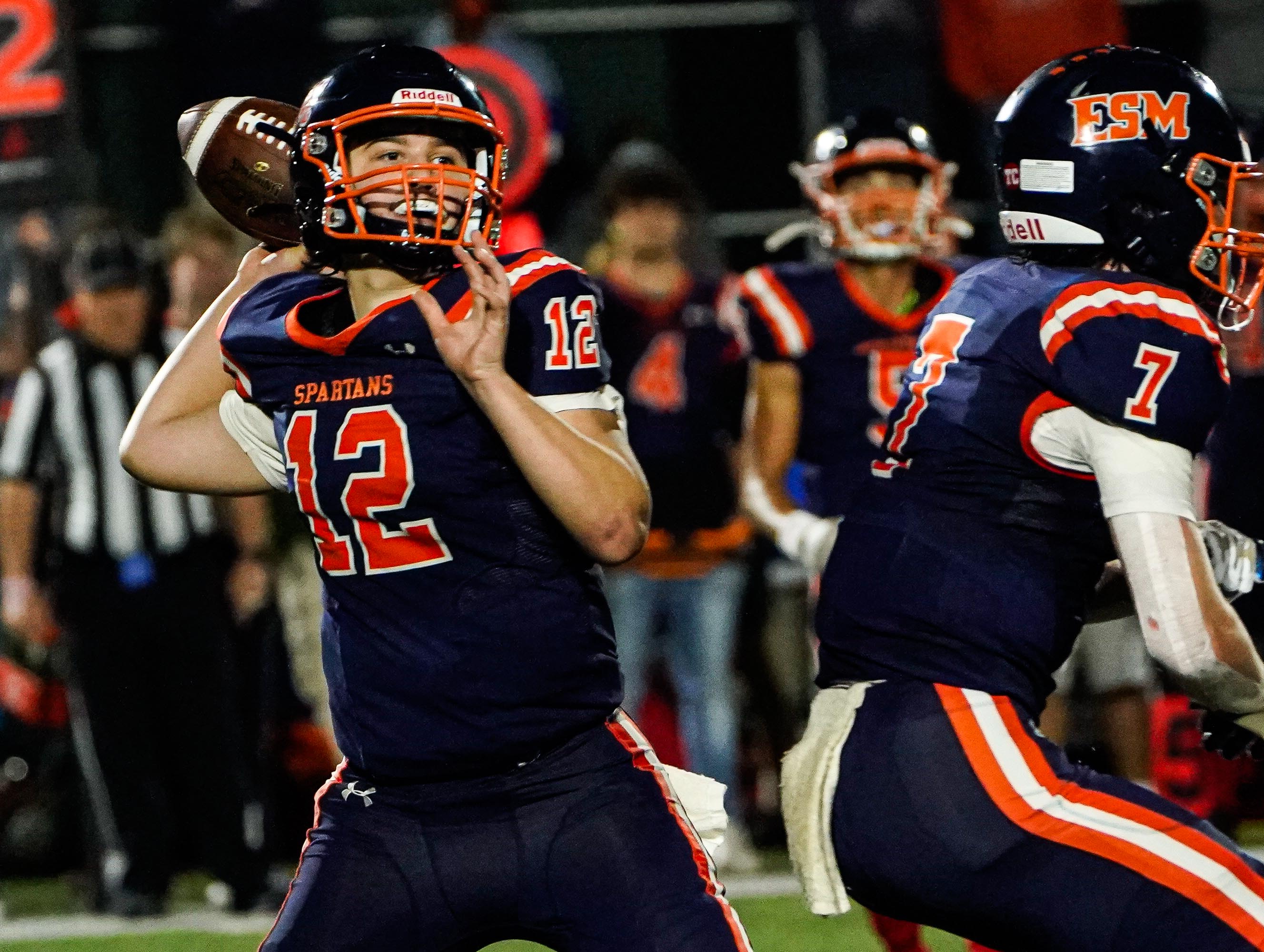 Fayetteville-Manlius vs ESM football 2021 - syracuse.com