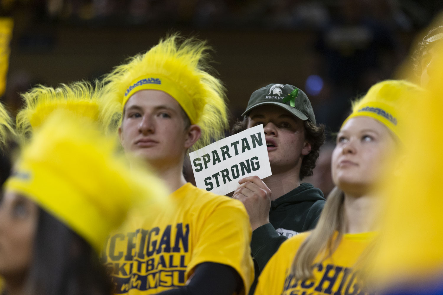 Michigan basketball honors Spartan neighbors five days after a tragic ...