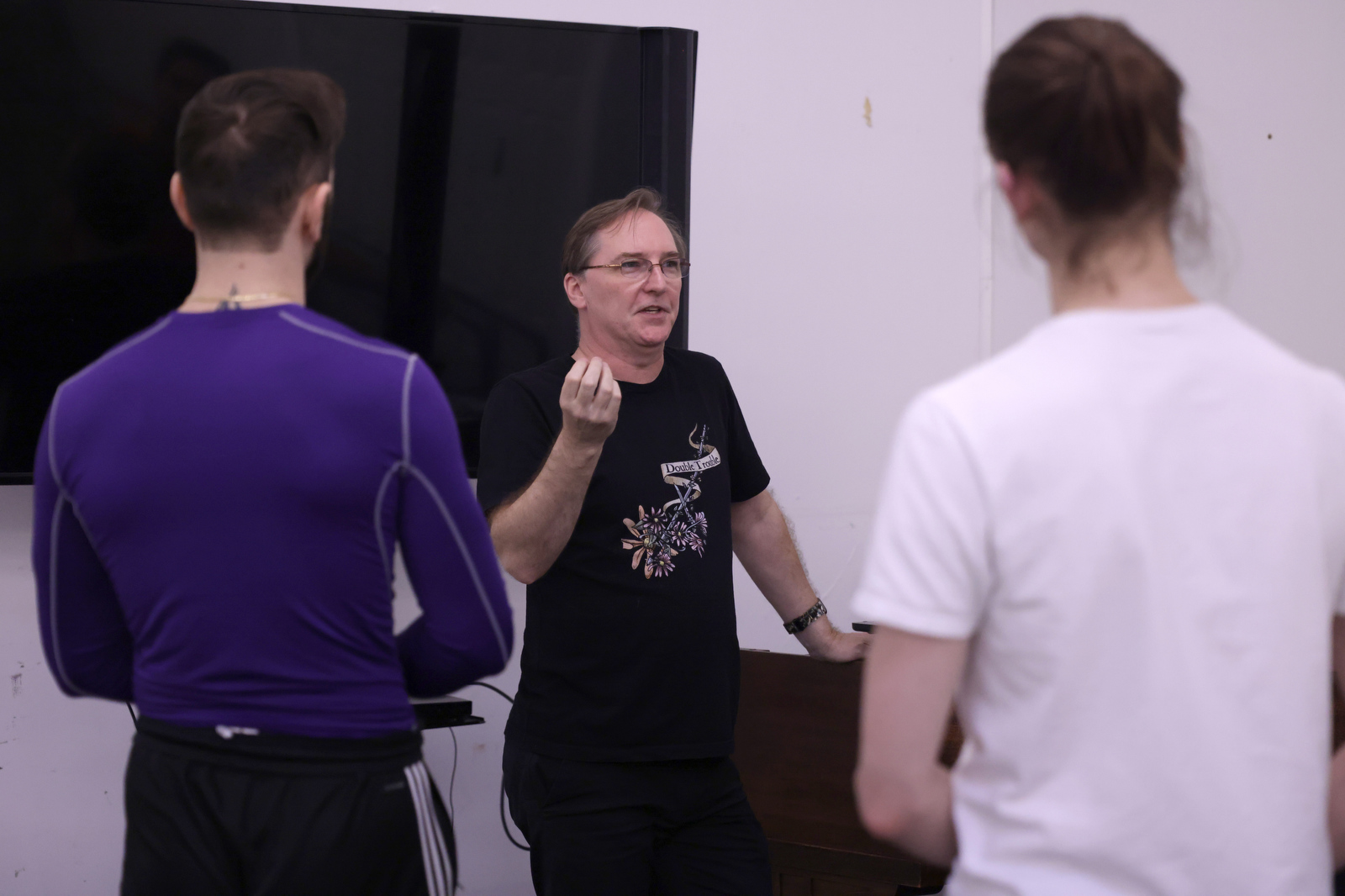 Cleveland Ballet sword-fighting training - cleveland.com