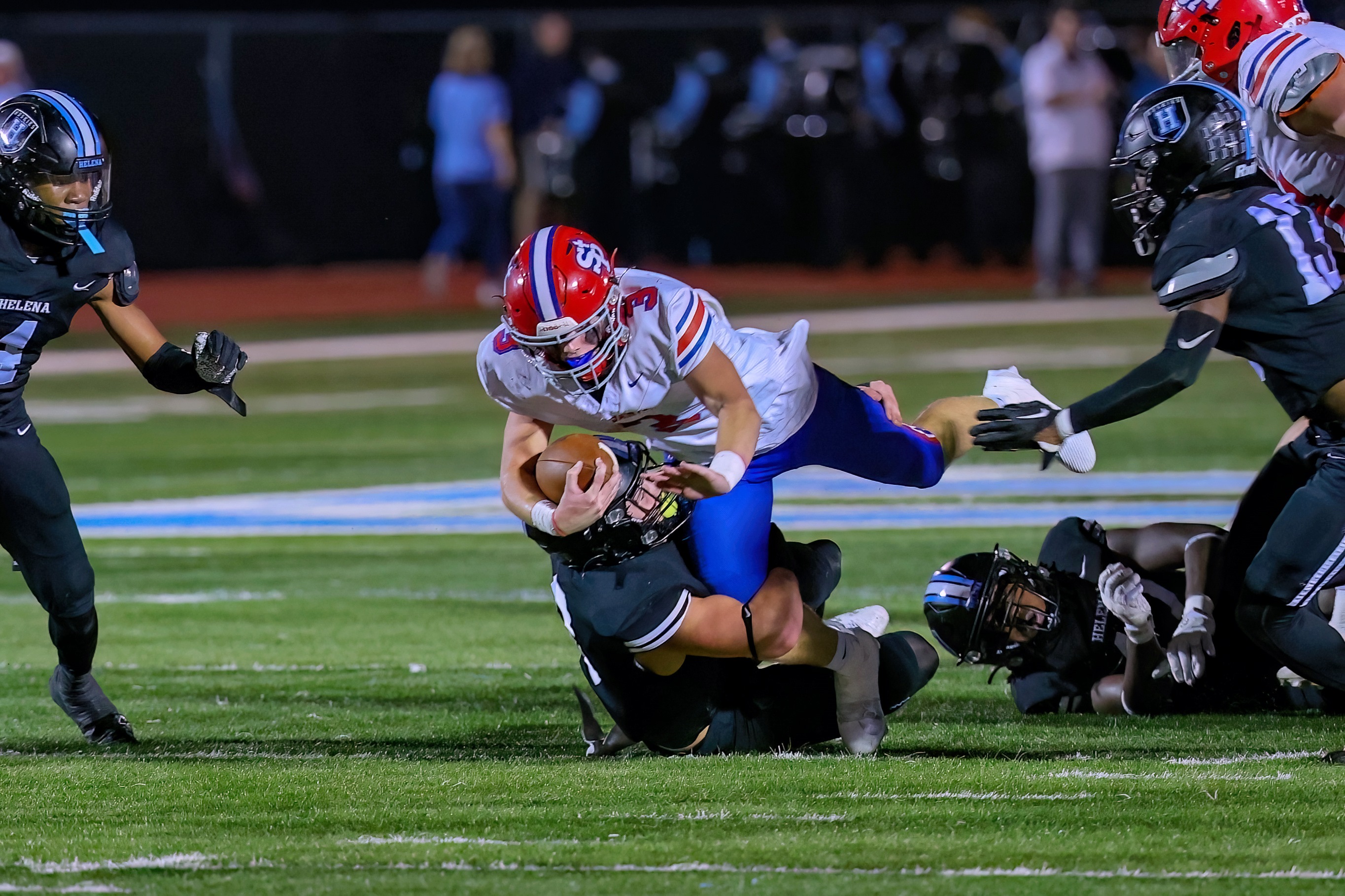 St Paul's at Helena 6A Football Playoffs - al.com