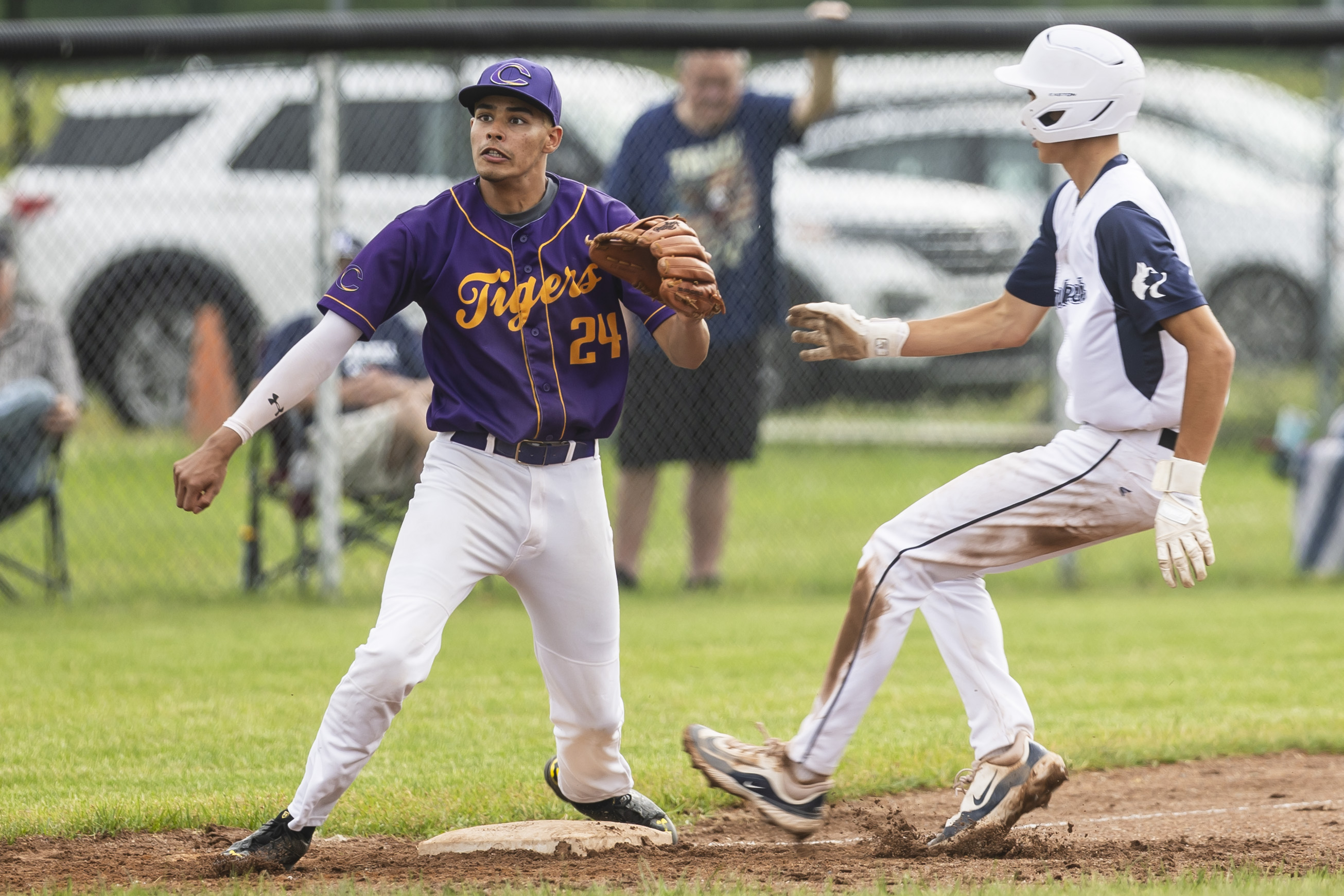 Hemlock baseball takes down Caro in regional semifinal game - mlive.com