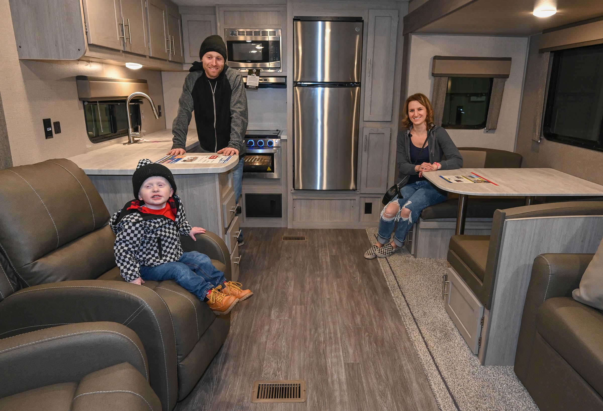Springfield RV, Camping & Outdoor Show kicks off 4-day run (photos ...
