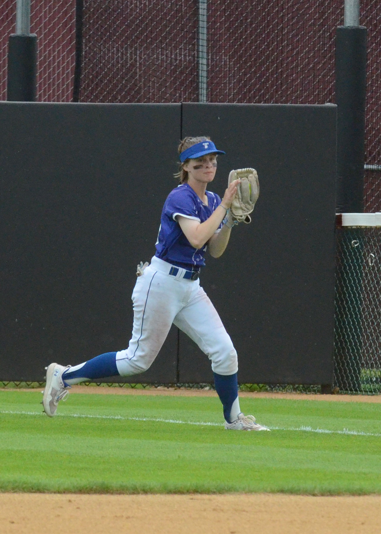 Greenfield softball defeats Turners Falls for second straight D-V title ...