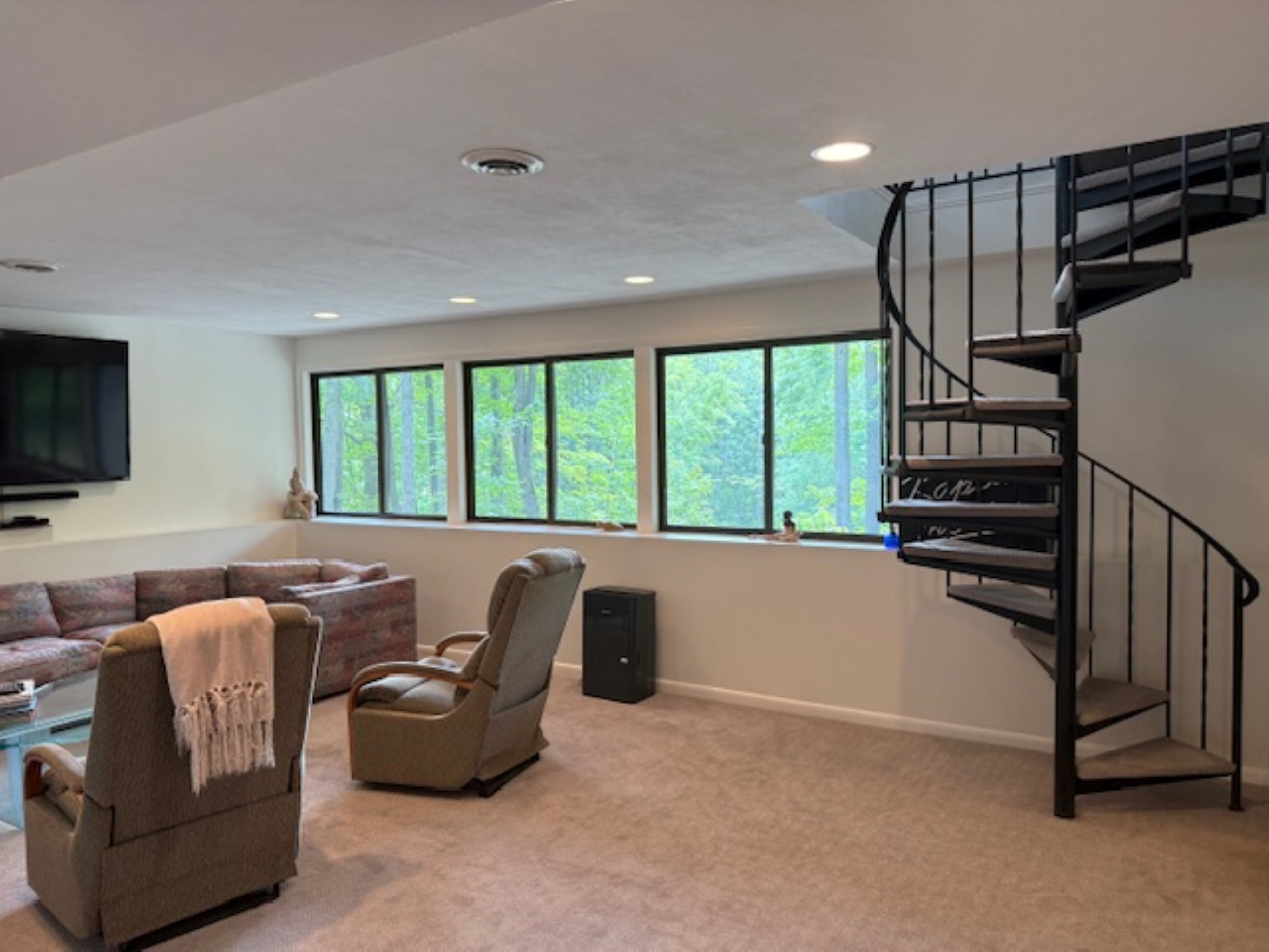 Relax beneath the shadow of Greek Peak at this Cortland County ...