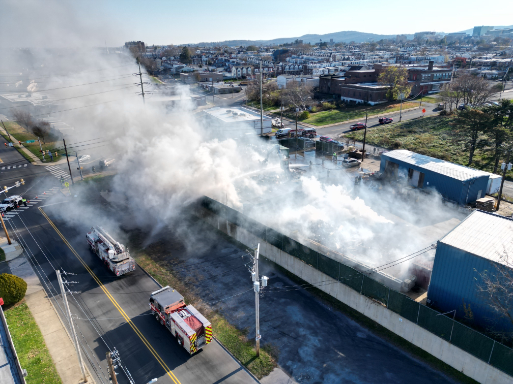 Scrapyard firefight stokes plumes of smoke and steam in Allentown ...