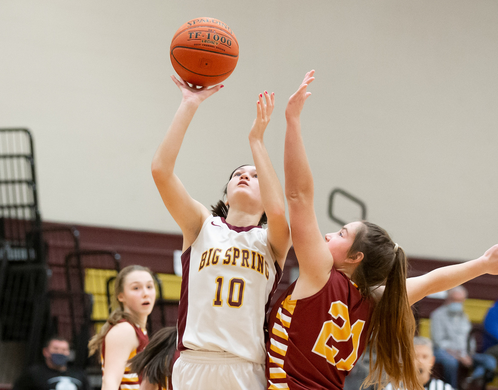 Columbia defeats Big Springs in girls game of the JT Kuhn Memorial ...