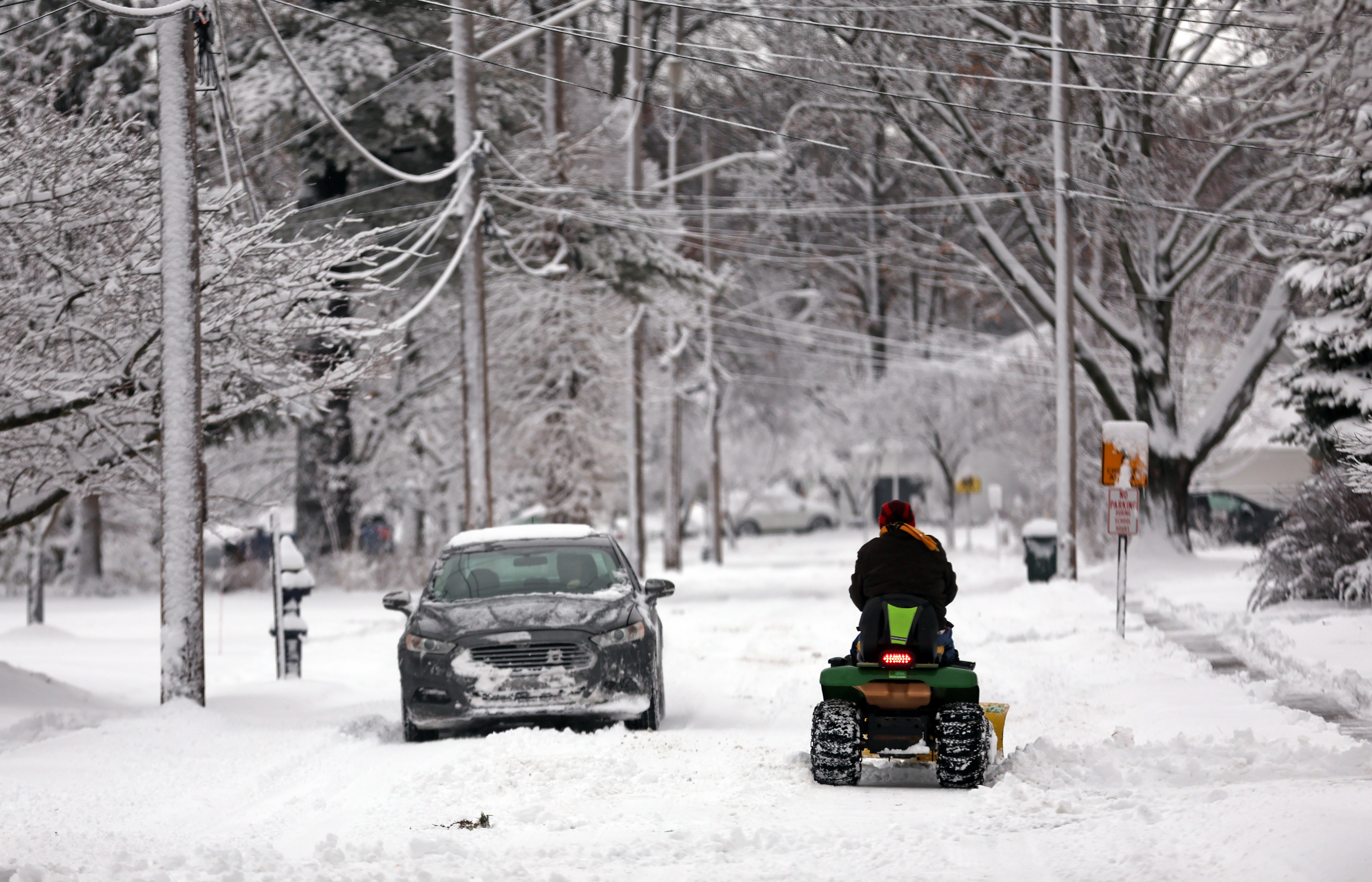 Winter storm drops heavy snow on Northeast Ohio, February 16, 2025 ...