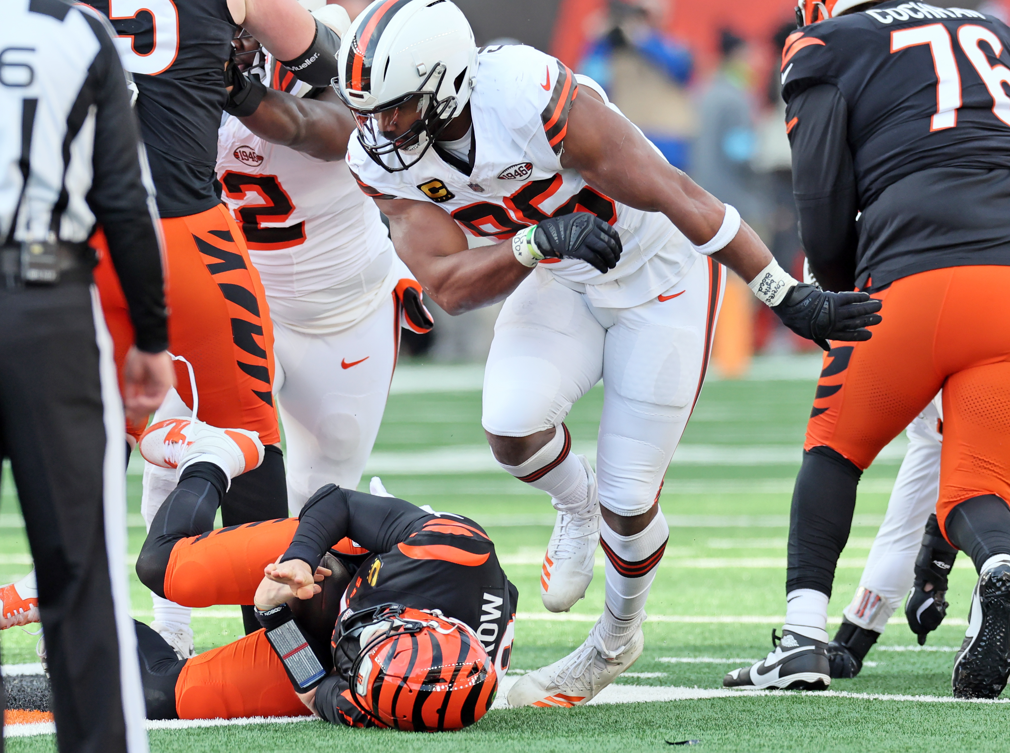 Cleveland Browns defensive end Myles Garrett vs. the Cincinnati Bengals ...